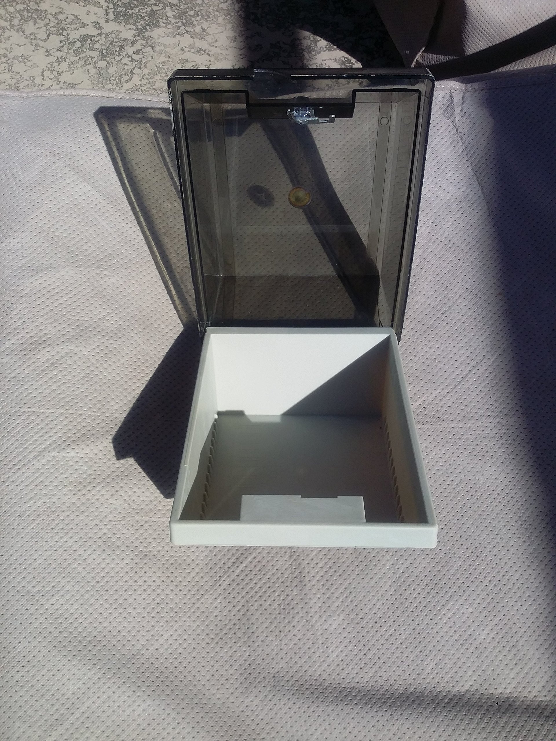 Vintage 1980s Floppy Disk 5 1/4 5.25 Storage Case Data-Case Hinged Plastic Holder (Tinted/Beige)