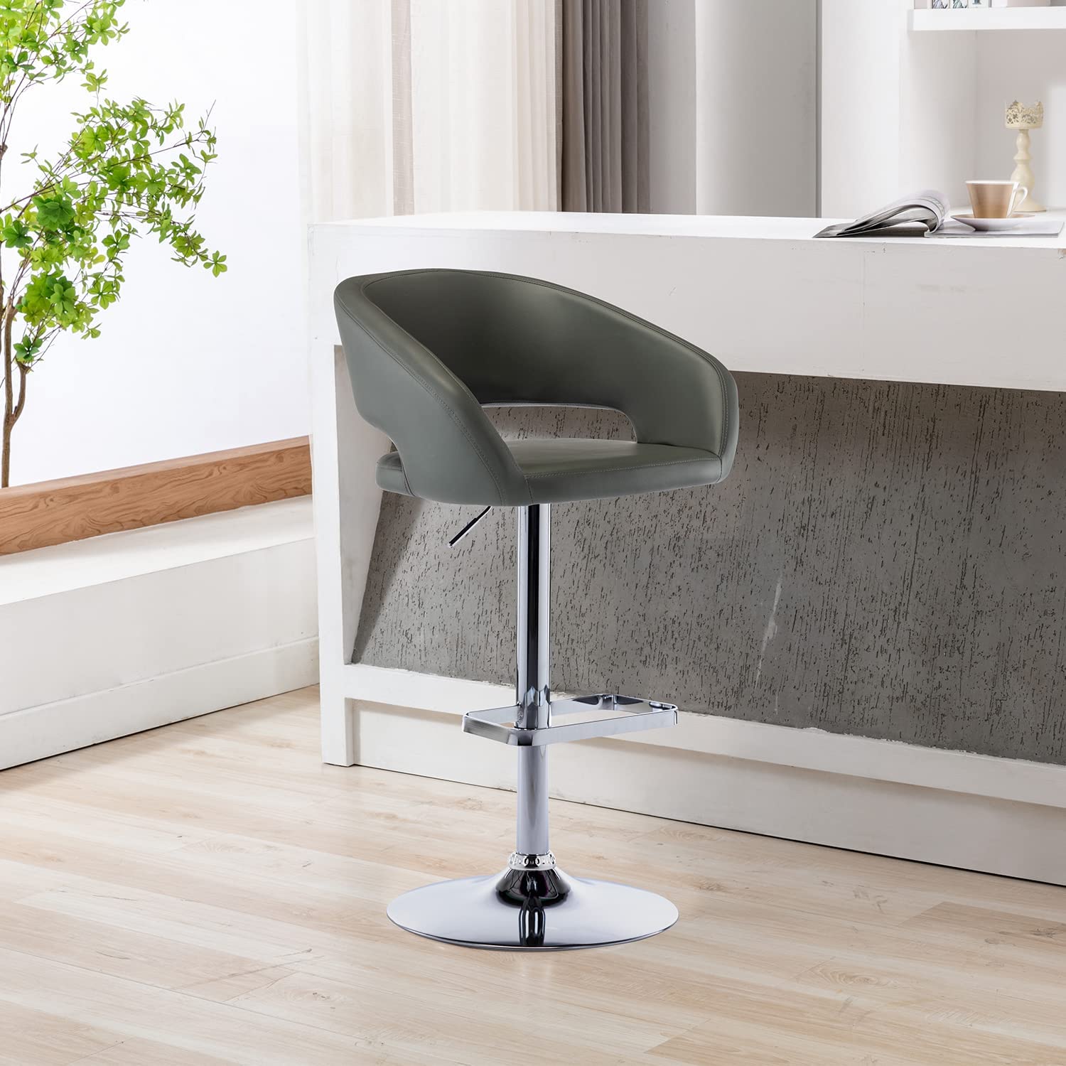 Vogue Furniture Direct Adjustable Bar Stool with Hollow Back and Arms, Modern PU Leather Swivel Barstool, Airlift Counter Height Bar Chair for Kitchen Dining Room (Grey)