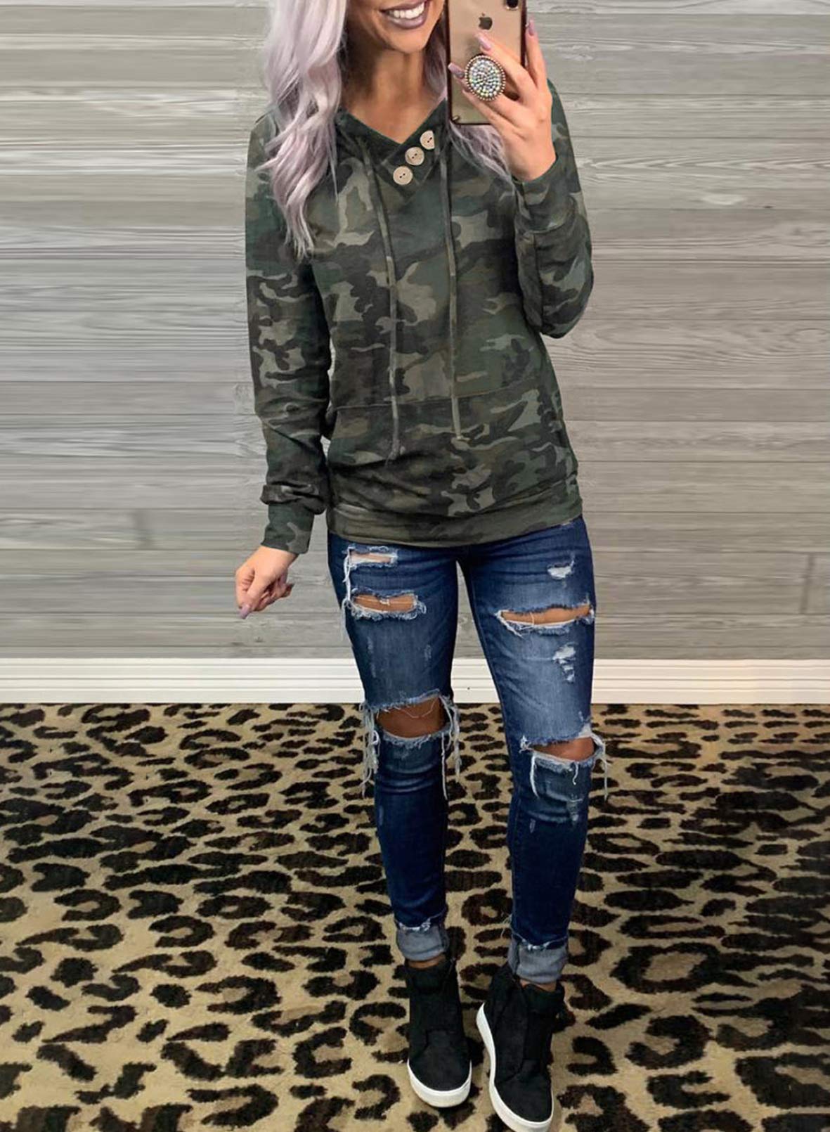 Dokotoo Ladies's Casual Camo Hoodies Long Sleeve Sweatshirt Drawstring V-Neck Pullover Loose Tops Shirts with Kangroo Pocket 2024 Fashion Fall Hooded Sweatshirt Green Large