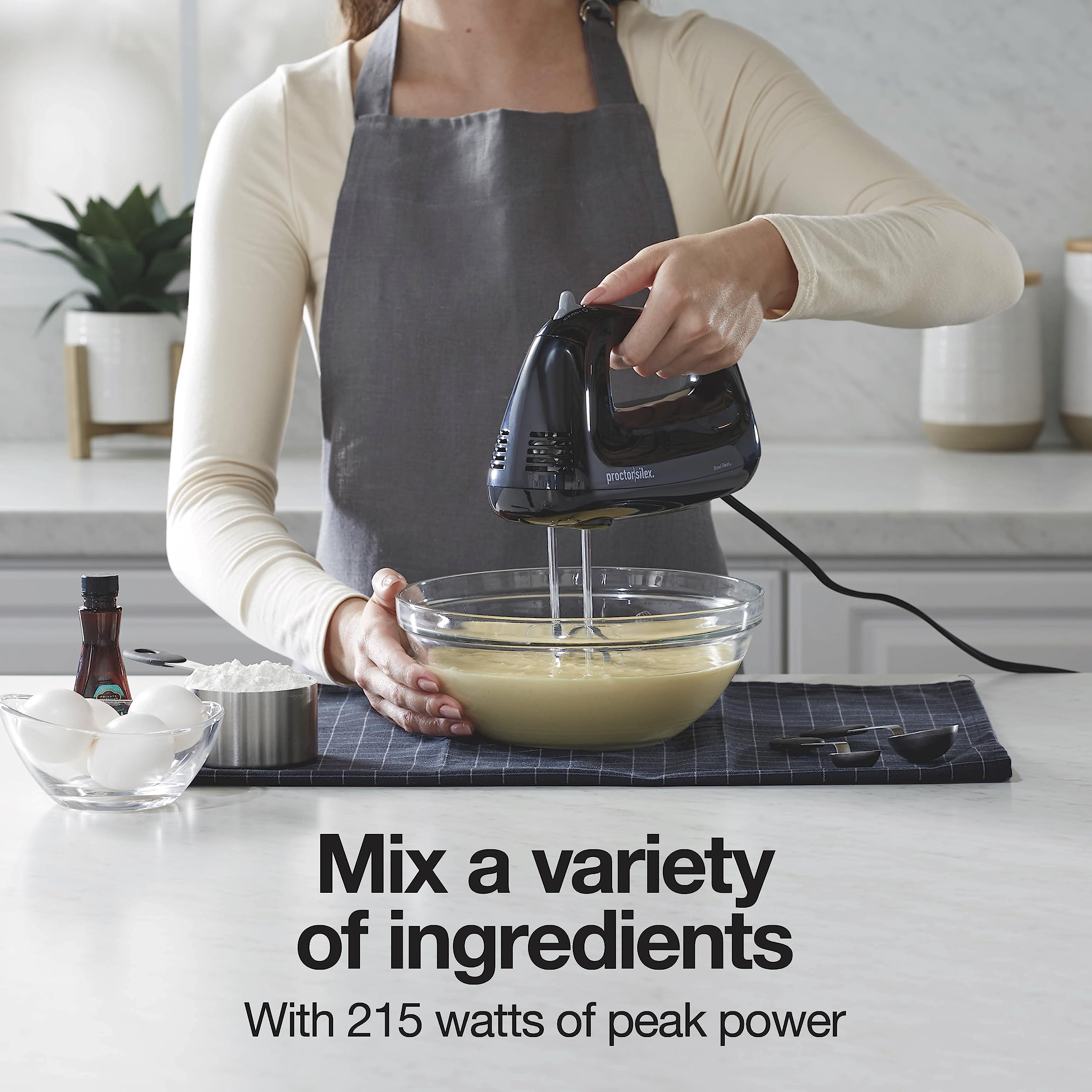 Proctor Silex Easy Mix 5-Speed Electric Hand Mixer with Bowl Rest, Compact and Lightweight, 100 Watts of Peak Power, Black (62511)