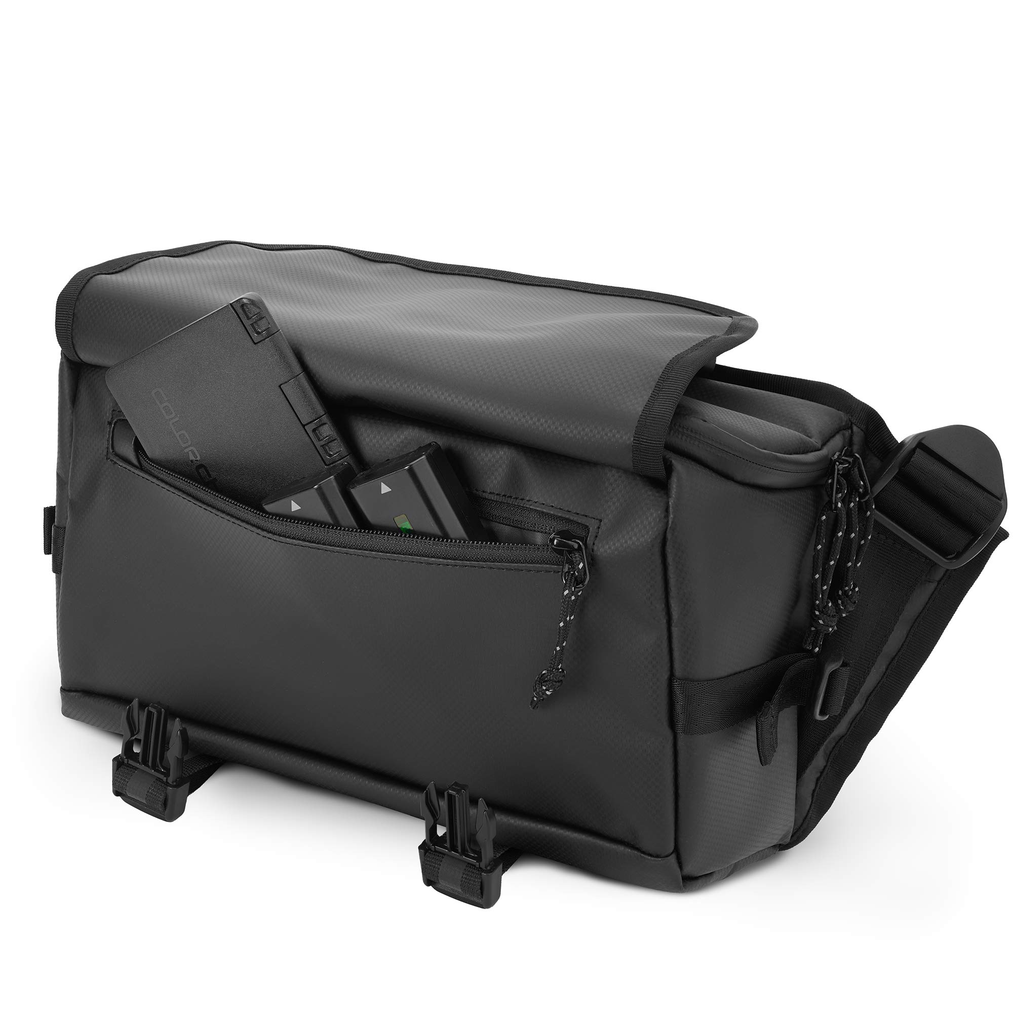 Chrome Industries Niko Camera Sling 2.0 Bag - Lightweight and Secure Camera Case, Black, 5L