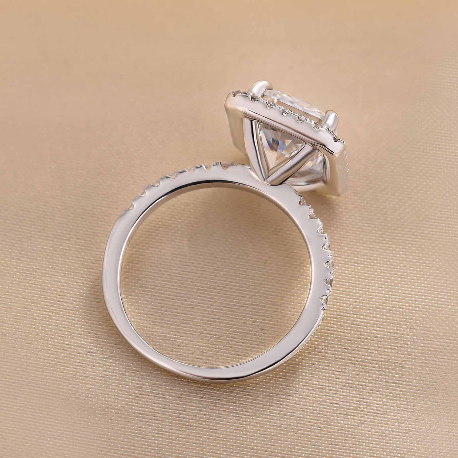 Effinny 3.0 Carat Radiant Cut Engagement Ring Simulated Diamond Ring 925 Sterling Silver 18K White Gold Plated Promise Ring Gift for Wedding Anniversary