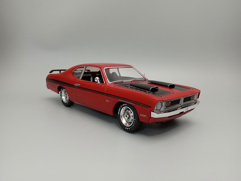 MPC 1971 Dodge Demon 1:25 Scale Model Kit