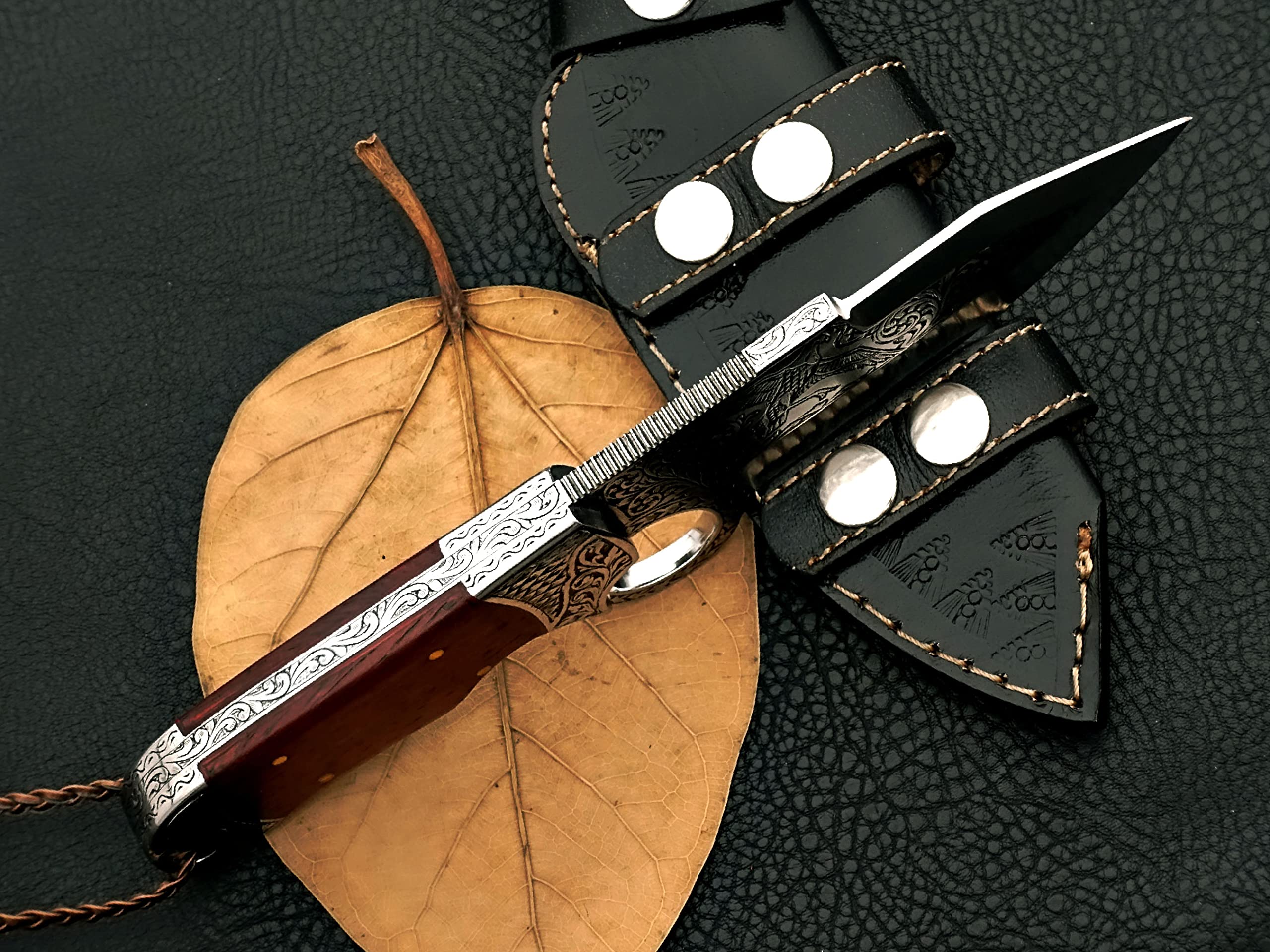 Custom Handmade/Engraved Knife/Luxury Knife D2 steel/Engraved knife with eagle engraving / D2 Tool Steel hunting and camping knife/Engraved Jungle knife