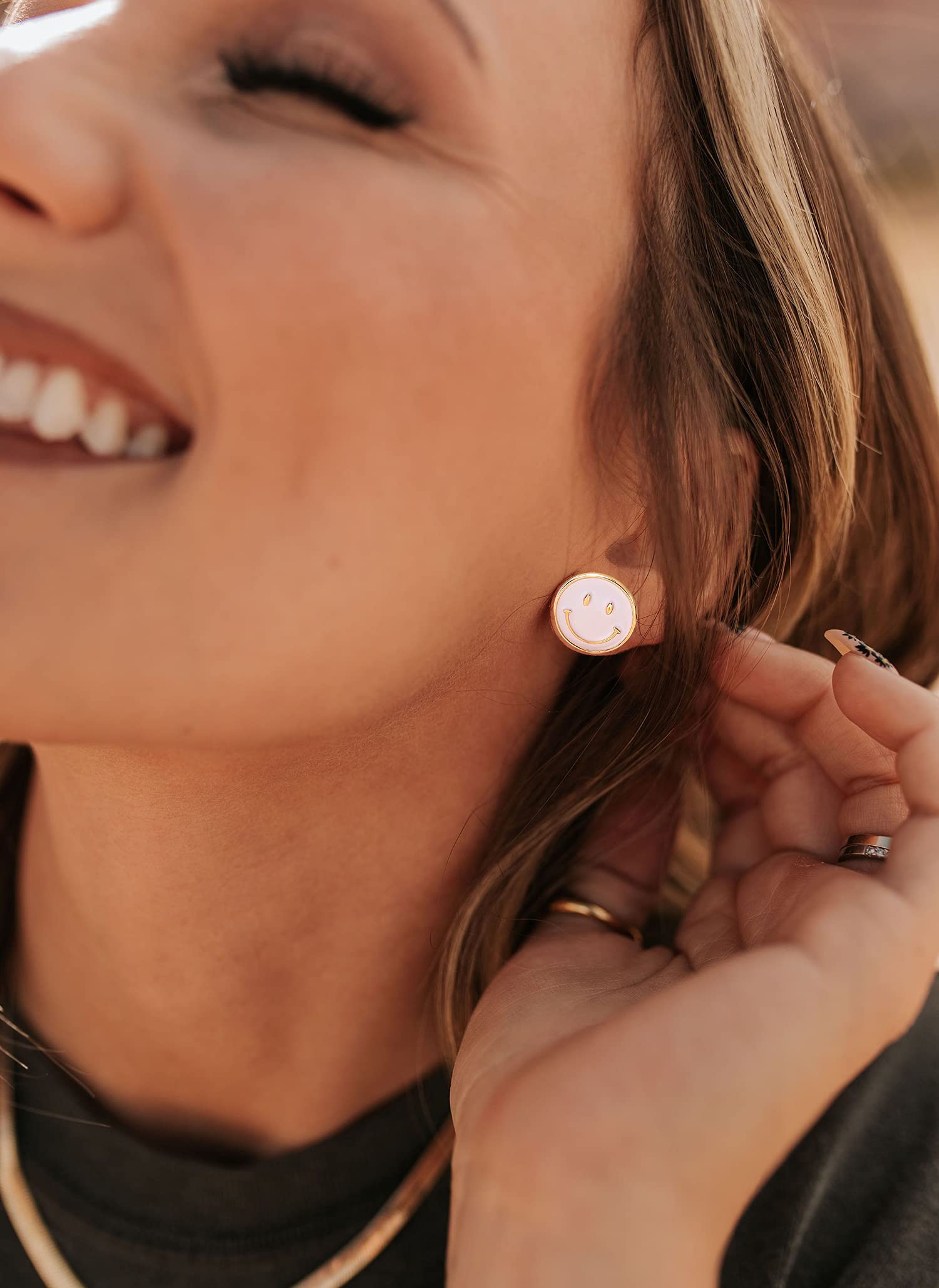 Cute Smile Face Small Stud Earrings Fun Round Happy Face Stud Earrings Trendy Summer Jewelry Gift for Women Girls