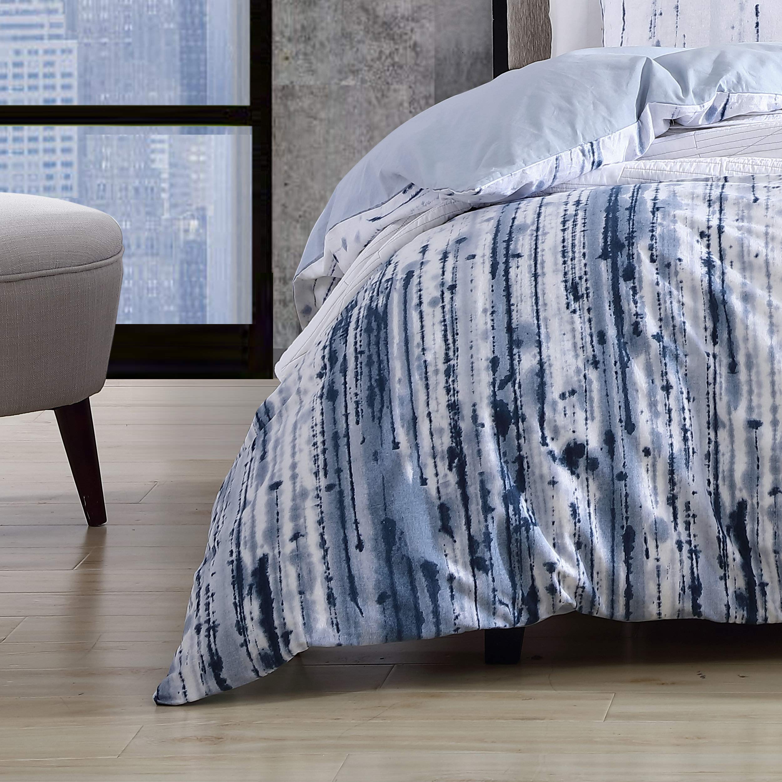City Scene - King Comforter Set, Reversible Cotton Bedding with Matching Shams, Modern Home Decor (Sokal Blue, King)