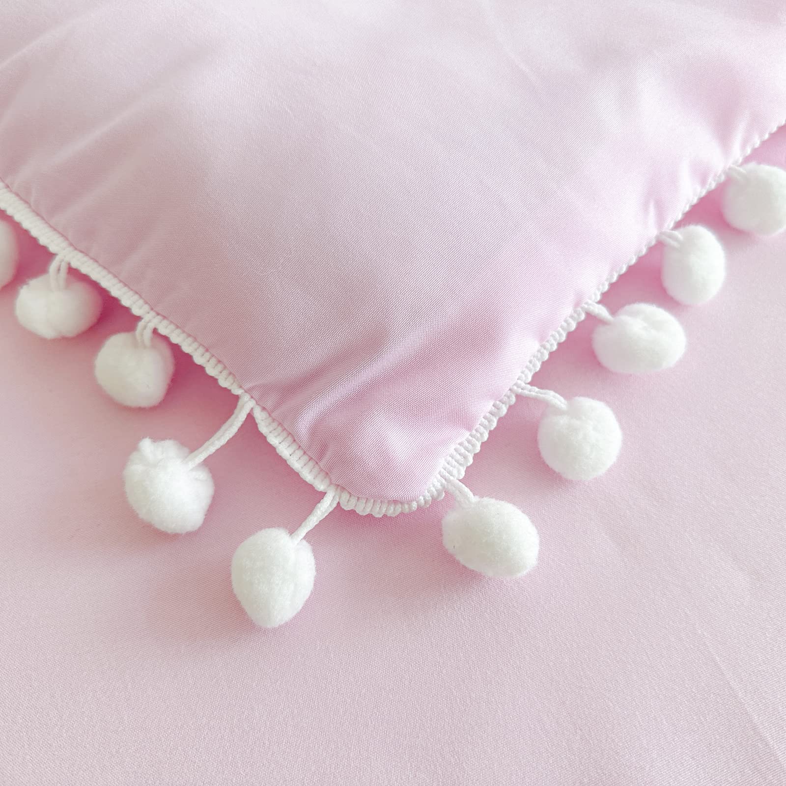 Chrismas Toddler Bedding Set 4 Pieces Boho Ball Pom Pom Toddler Bed Set Bed in a Bag Chic Boho Green Pom Fringe Comforter for New Year Holiday