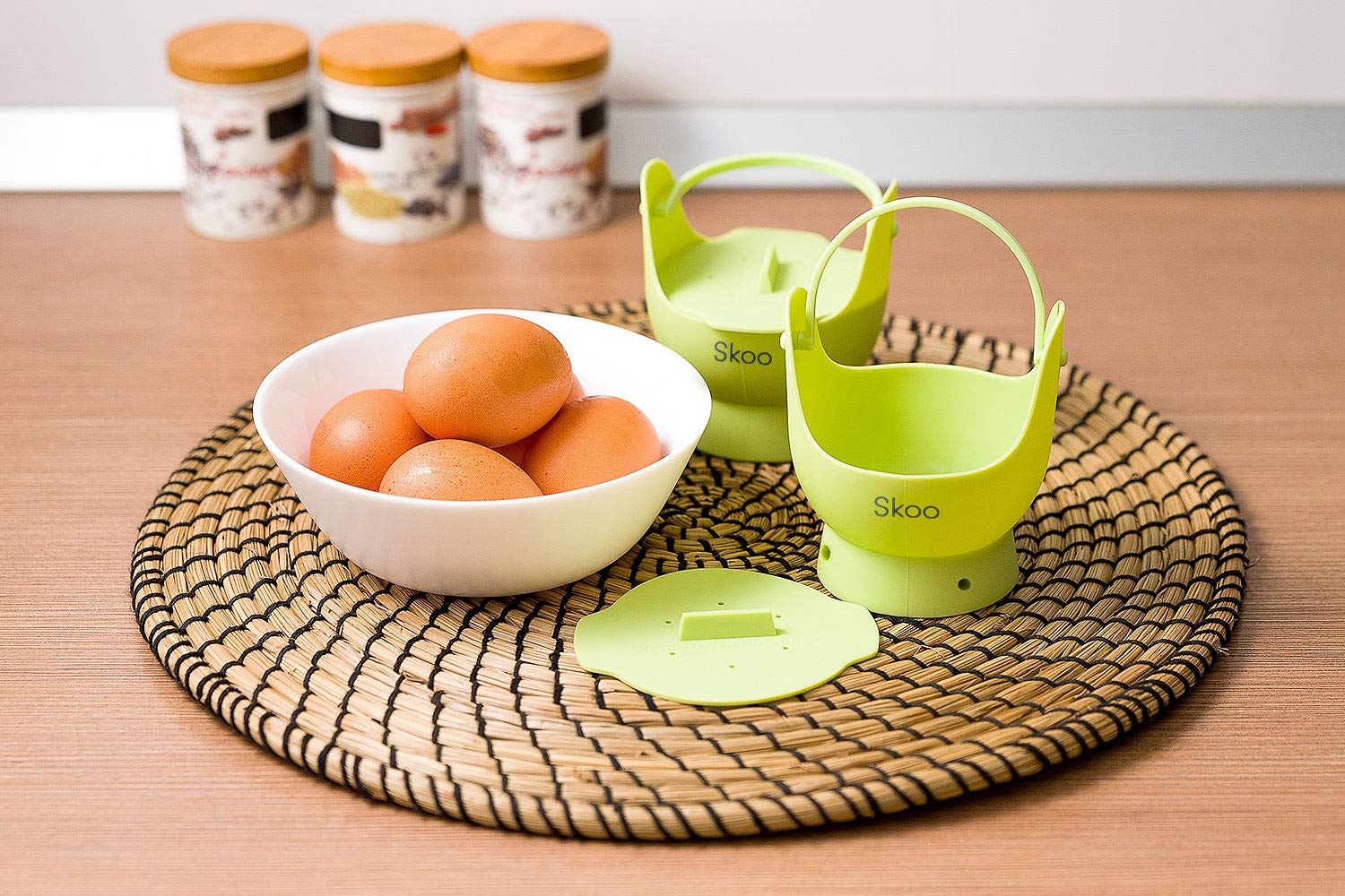 Egg Poacher - Skoo Silicone Egg Poaching Cups + Lids + Bonus eBook - Egg Cooker Set - Perfect Poached Egg Maker - For Stove Top, Microwave and Instant Pot - Pack of 2 - Green