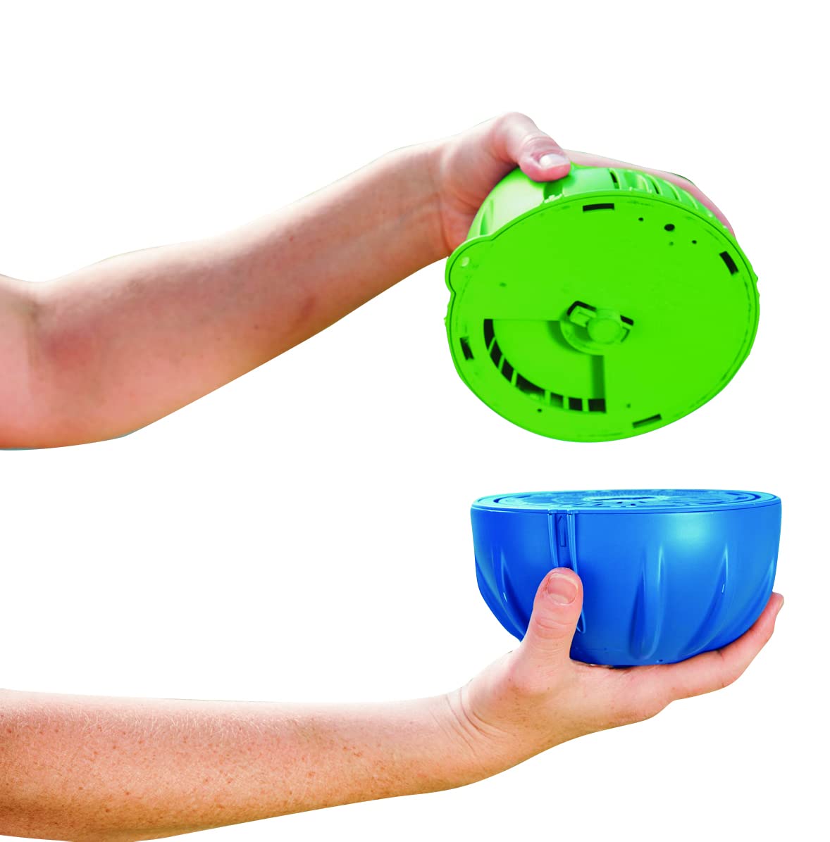Flippin’ FROG Pool Sanitizer Replacement Chlorine Cartridge for use with The Flippin’ FROG Pool Sanitizer System for Pools 2,000 – 5,000 gallons, All-in-One Sanitizing System