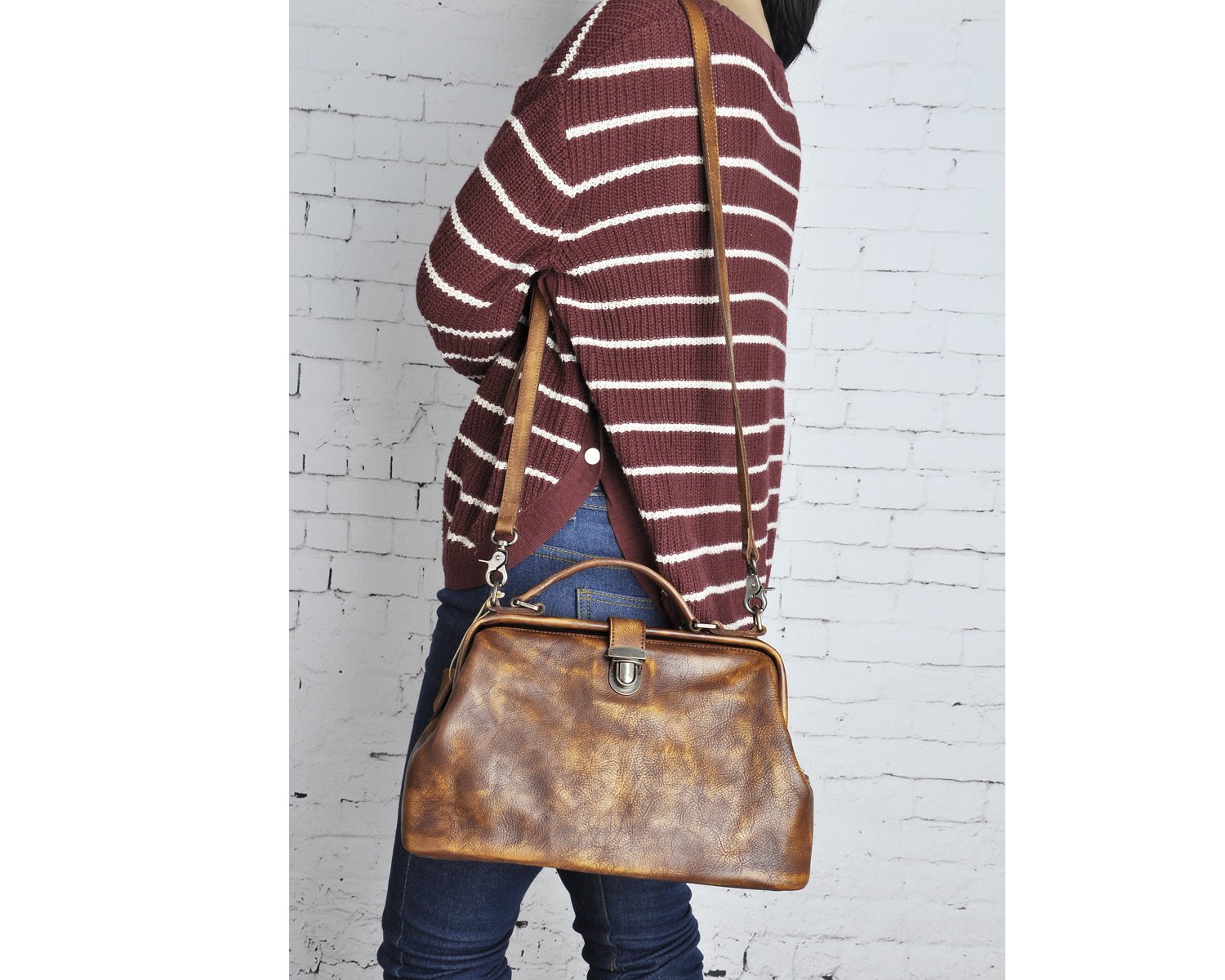 ZLYC Women Retro Vintage Genuine Leather Doctor Top Handle Cross Body Bag, Brown