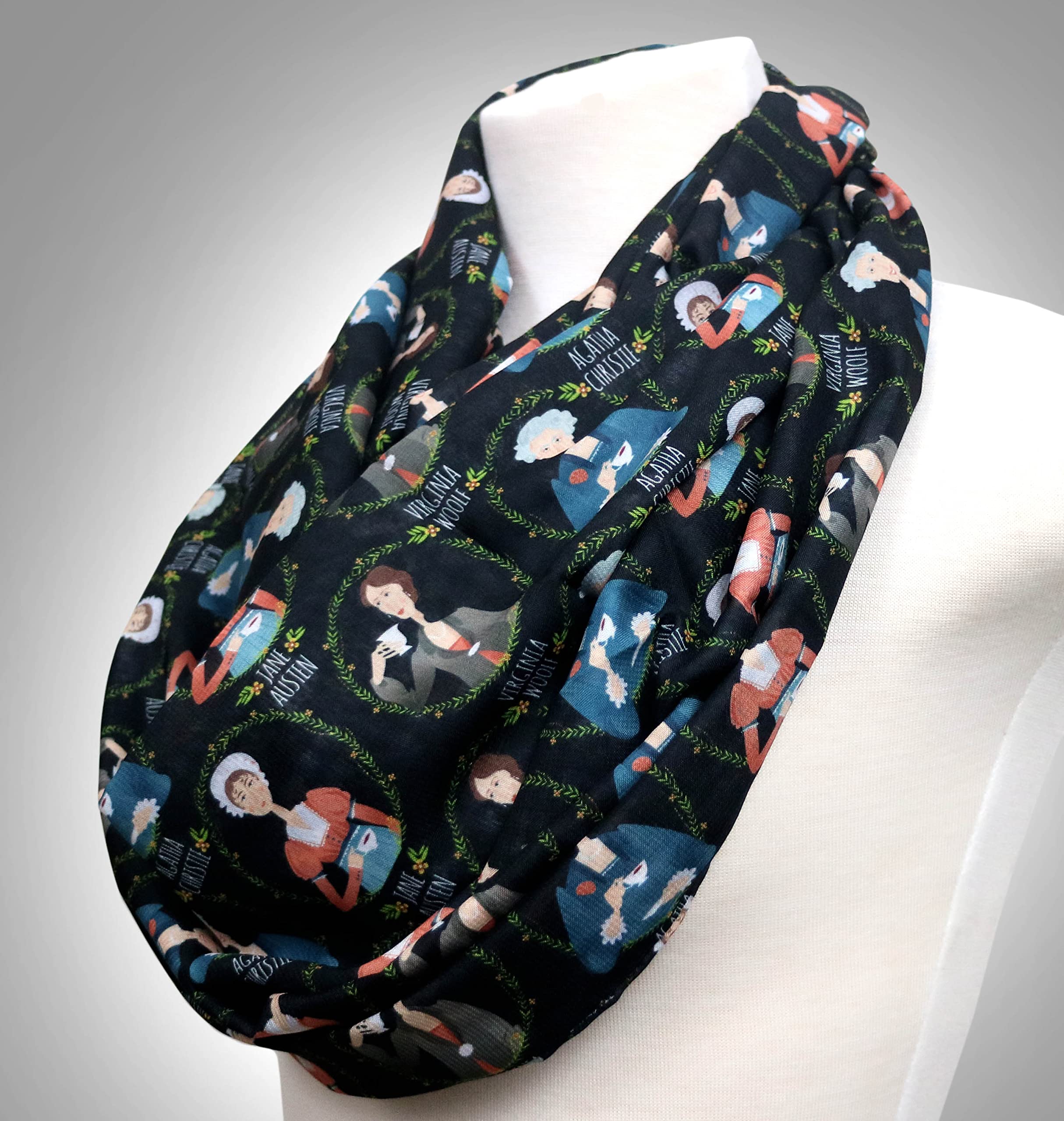 Di Capanni British writers women black book scarf Virginia Woolf Agatha Christie Jane Austen Pride and Prejudice Mrs Dalloway