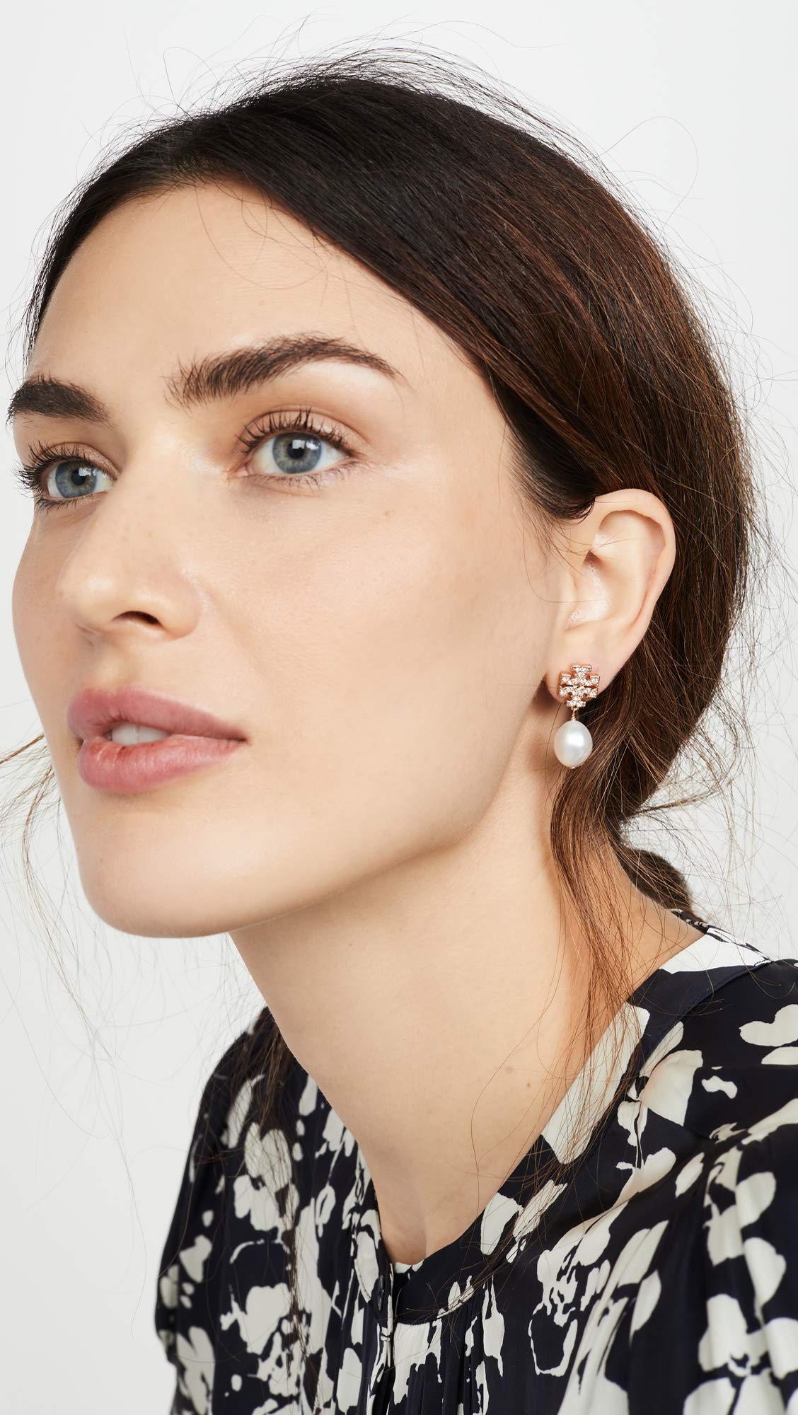 Tory Burch Women's Kira Pave Pearl Drop Earrings, Tory Gold/Pearl, One Size
