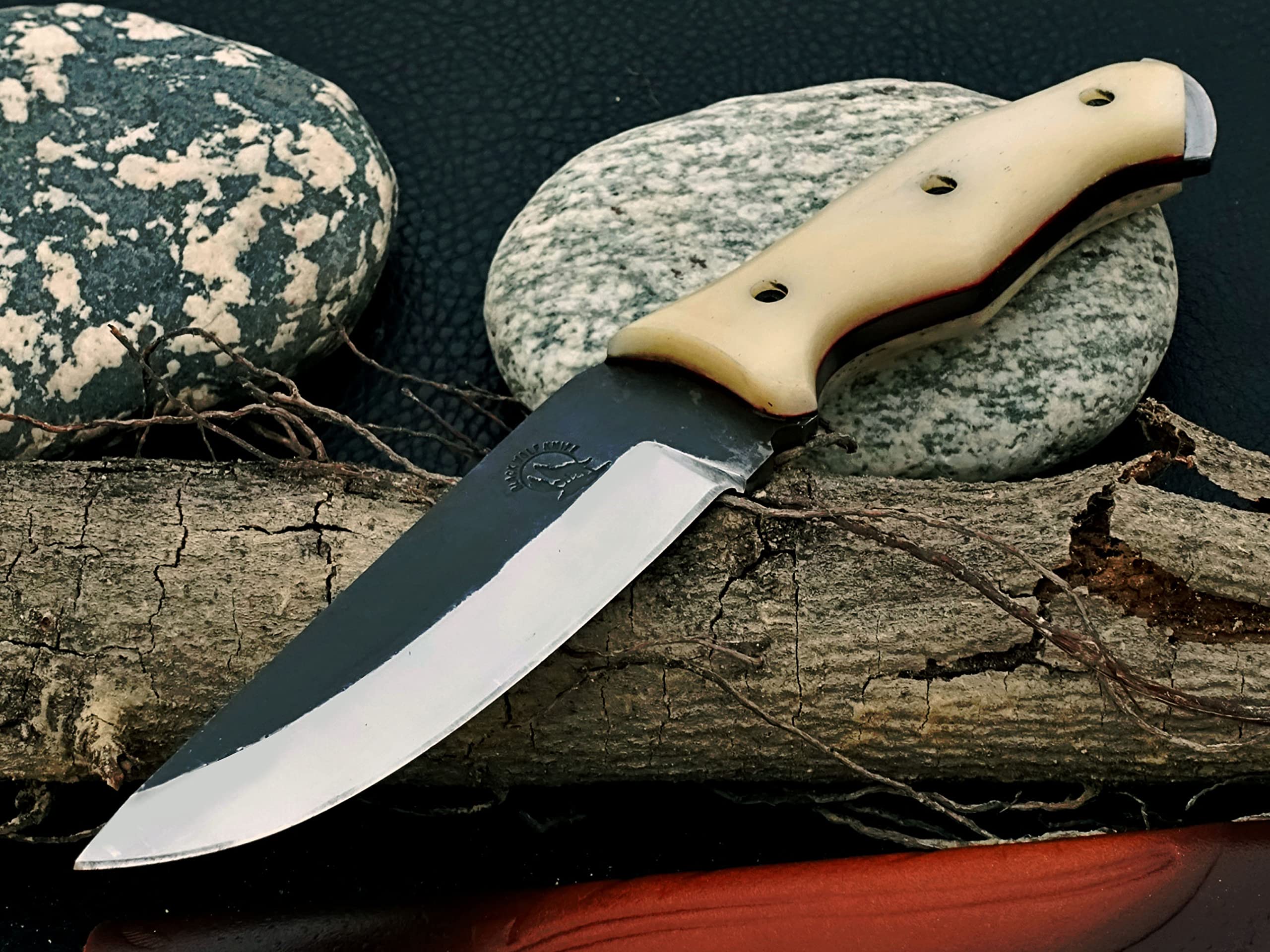 D2 Steel Hunting Knife Fixed blade knife Skinner Knife Camel Bone handle , Black Edge ,Bush craft, Camping, with Cowhide Leather Sheath – BW-4148