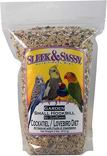 SLEEK & SASSY NUTRITIONAL DIET Garden Small Hookbill No Sunflower Bird Food for Lovebirds, Cockatiels, Quaker Parrots & Small Conures (2 lbs.)
