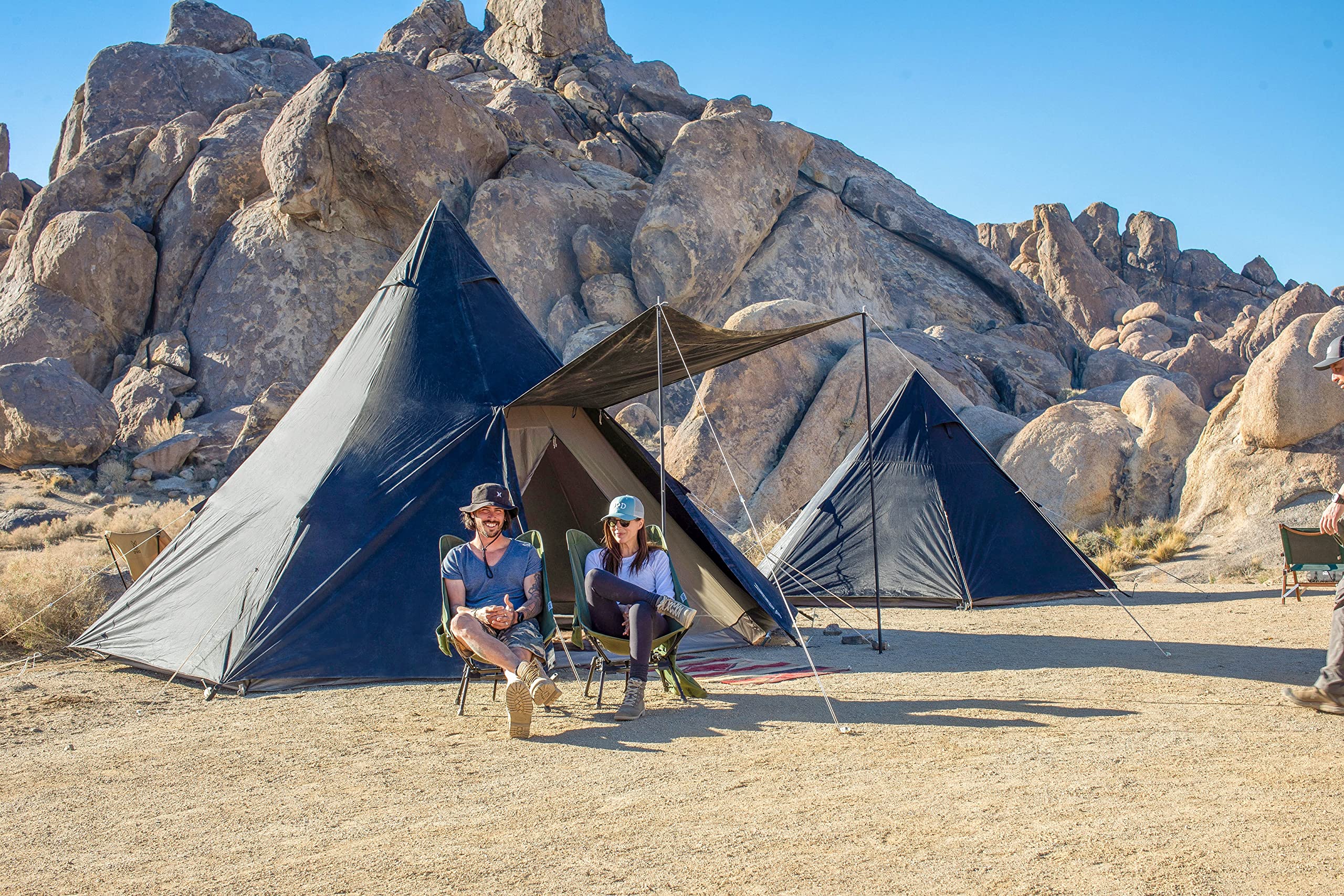 DOD Ichi One Pole Tent - A Roomy Teepee/Tipi Style Tent for Camping - Black - Medium