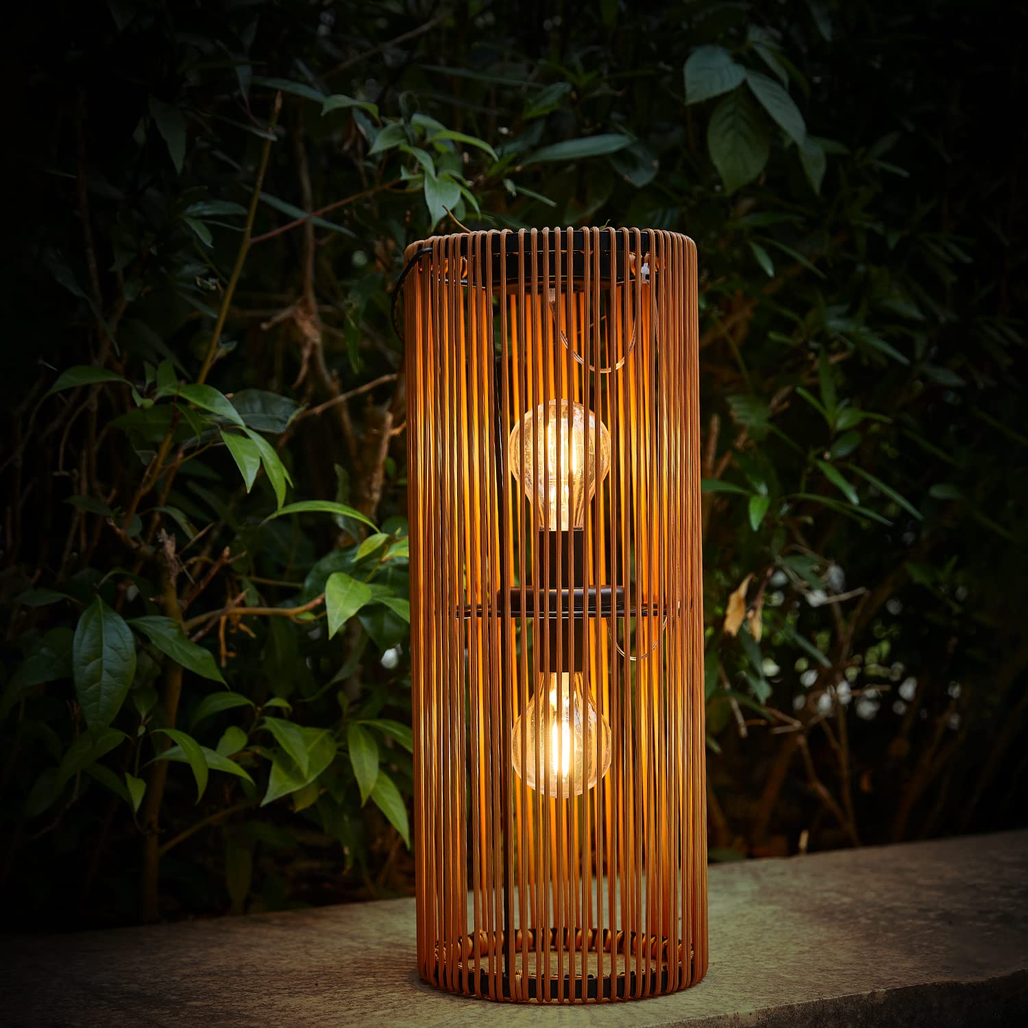 GIBMIDSER Solar Lanterns Outdoor Hanging Lantern Warm White Light Edison Style Bulb Yard Garden Wedding Home Parties Patio Decoration Waterproof Outdoor Floor Lamp Brown