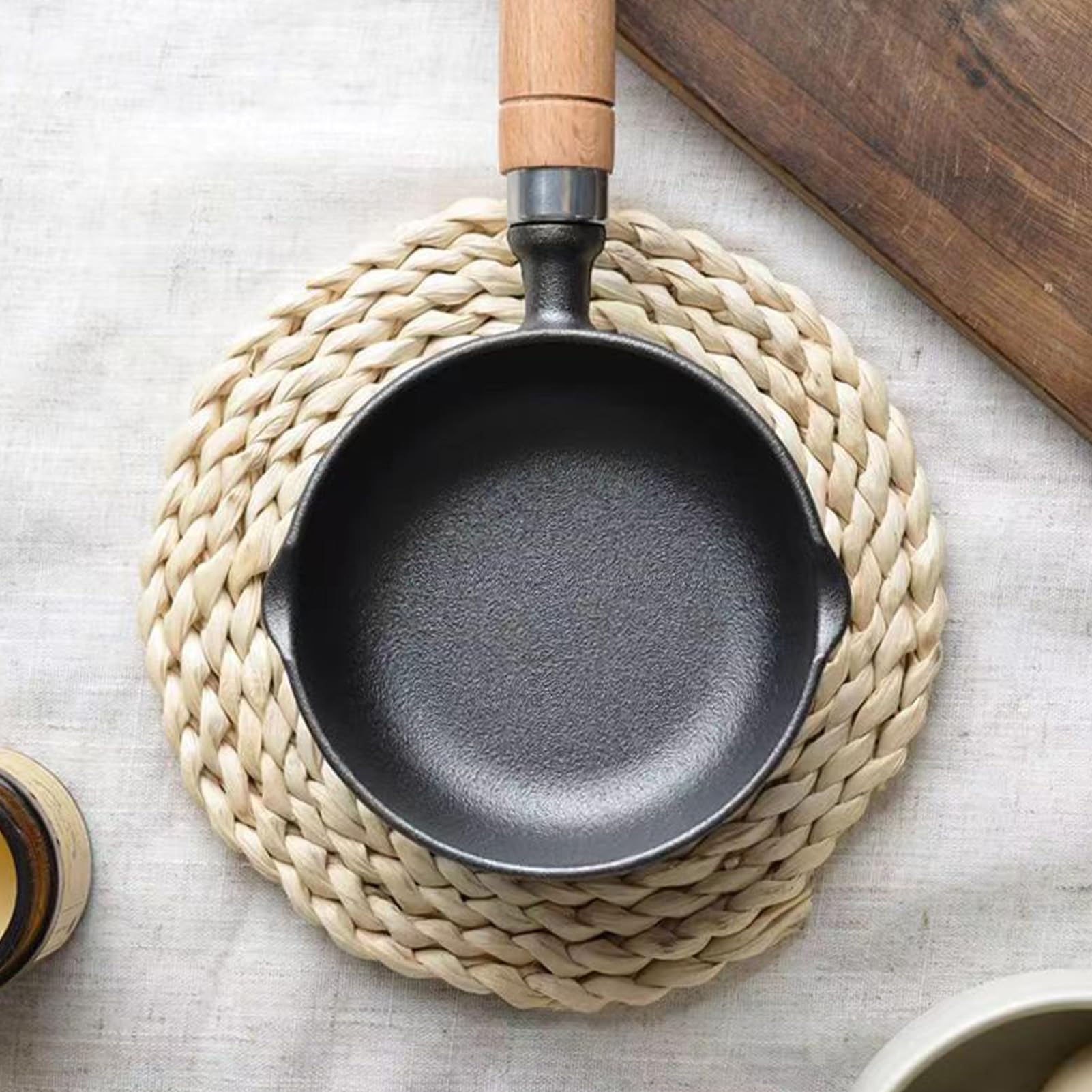 Melting Pot Cast Iron Sauce Pan, Multi Functional Cooking Even Heat Distribution Kitchen Cast Iron Butter Warmer Pot Baking Heating Holder Cheese Heating Pot