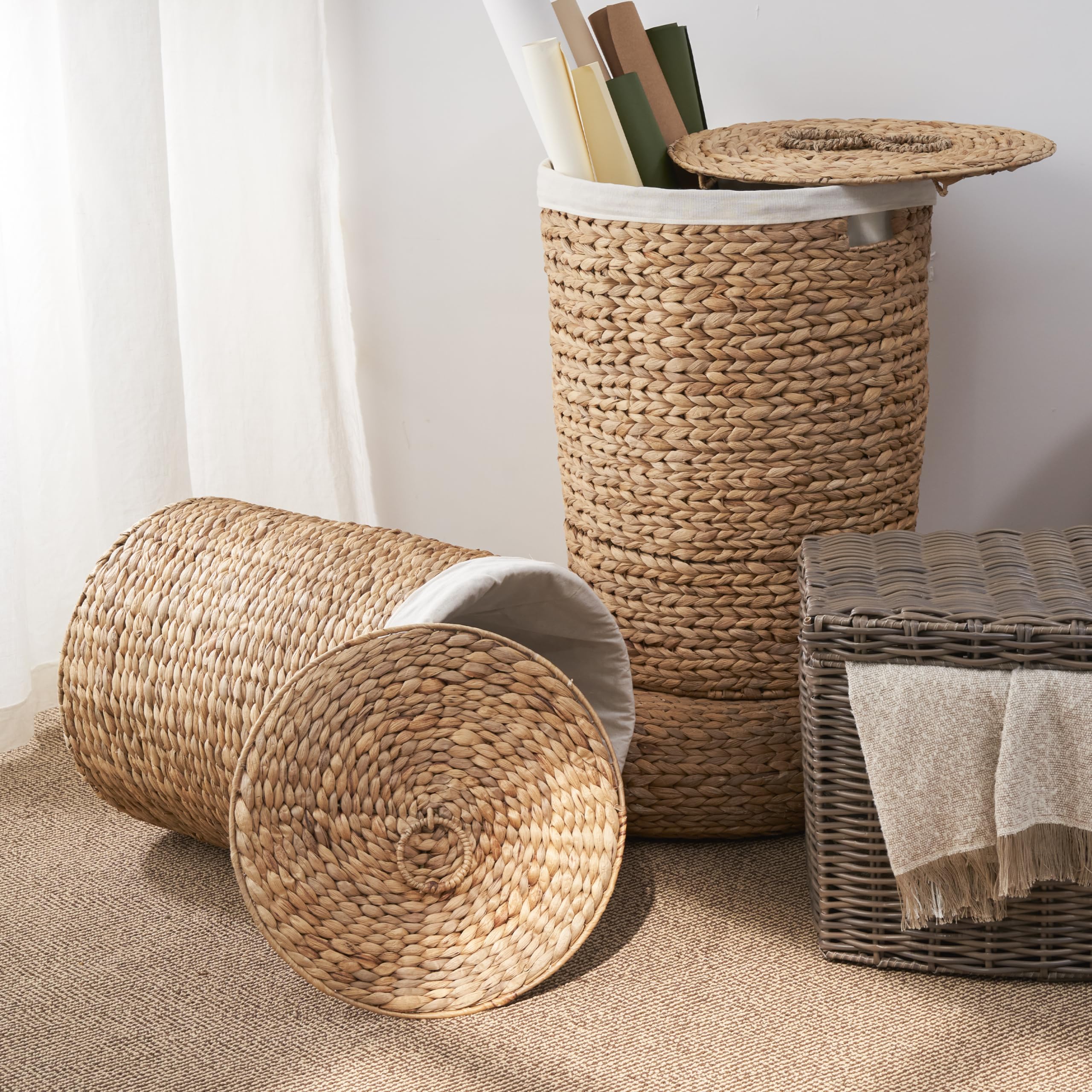 Round Woven Wicker Laundry Hamper with Lid - Large Water Hyacinth Storage Wicker (Natural Brown, 15"L x 15"L x 20"H)