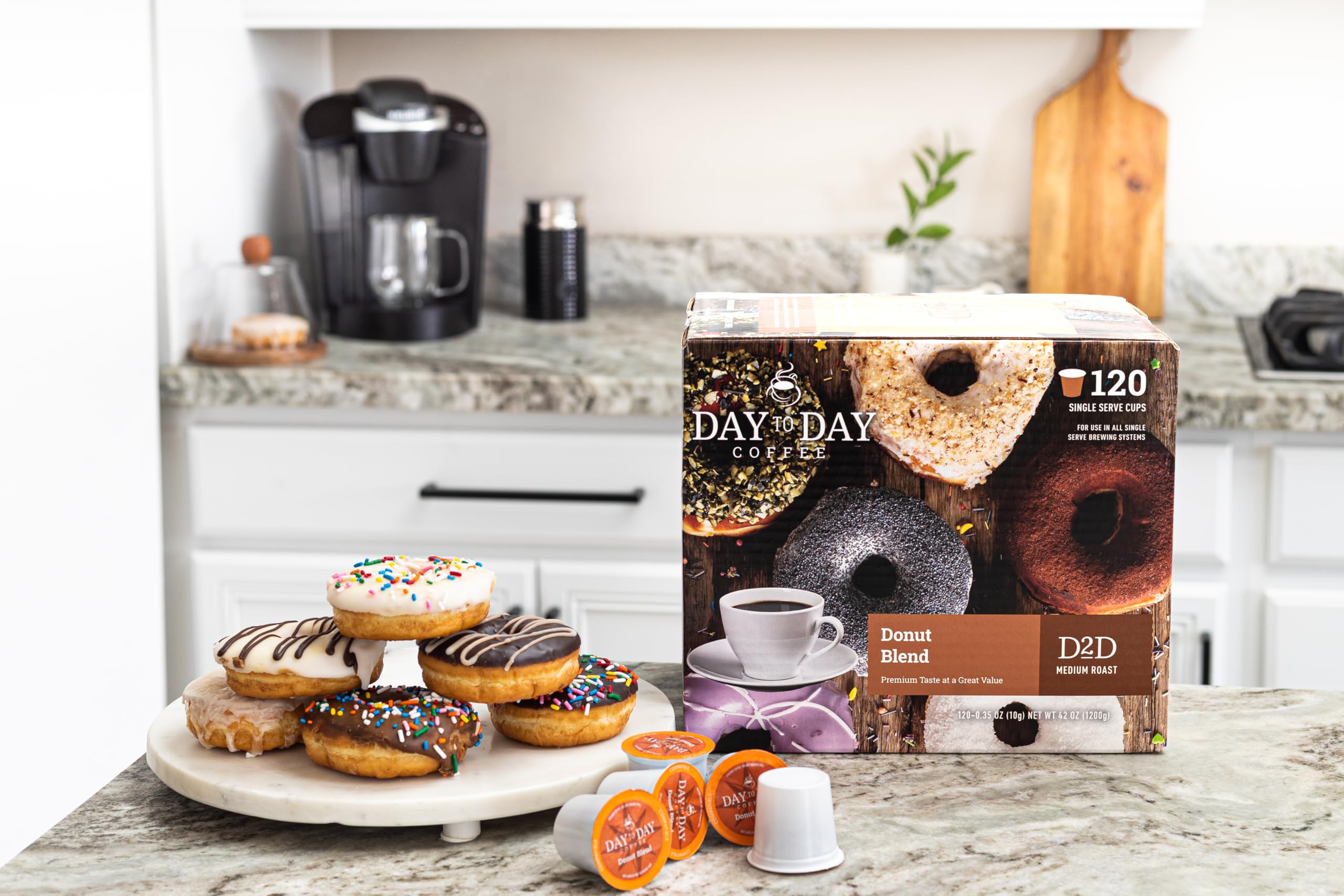 Day To Day 120-Count Donut Blend, Medium Roast Single Serve Coffee Pods for K-Cup Keurig Brewers (Donut Blend, 120 Count (Pack of 1))