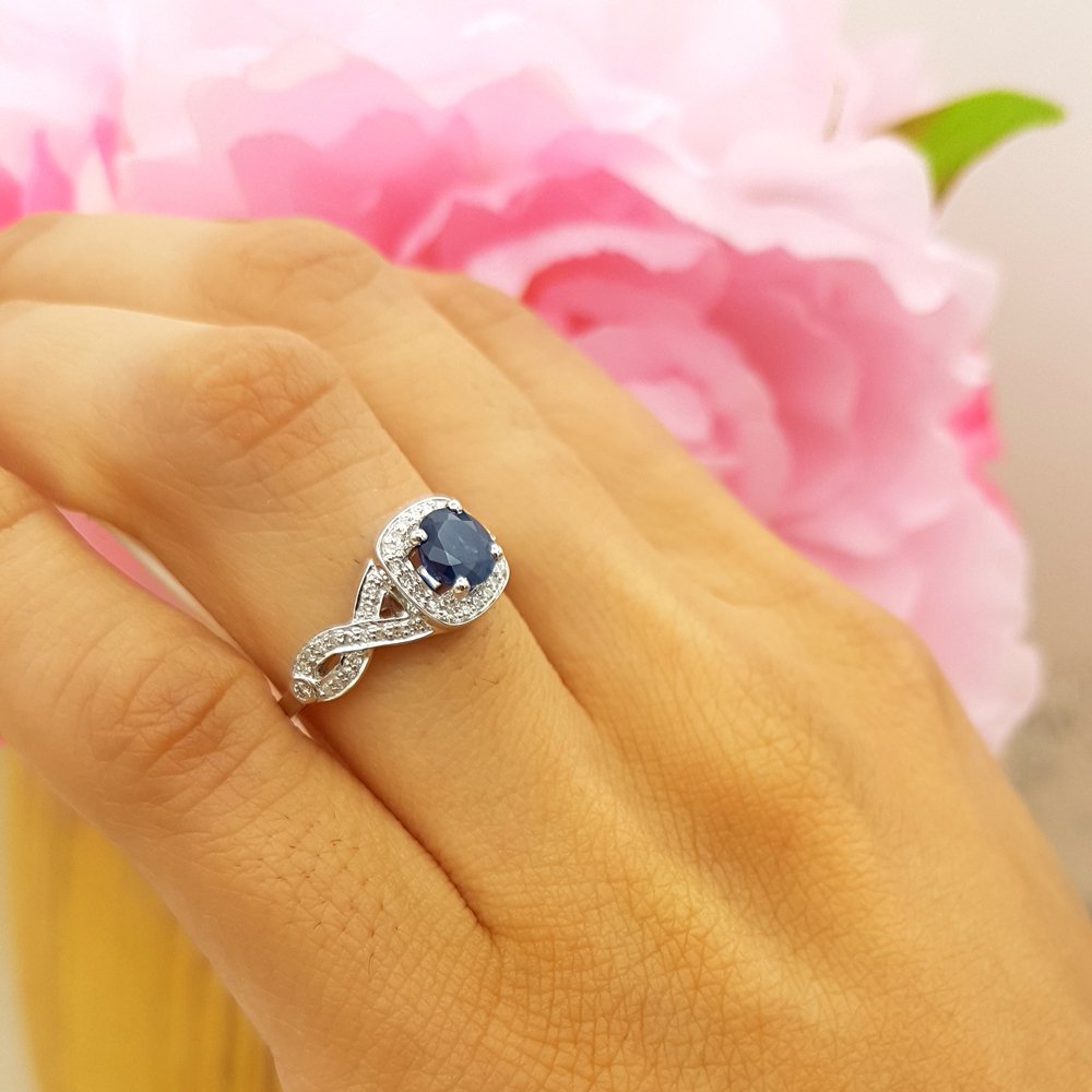 Dazzlingrock Collection 14K Round Blue Sapphire & White Diamond Swirl Split Shank Halo Engagement Ring, White Gold, Size 4.5