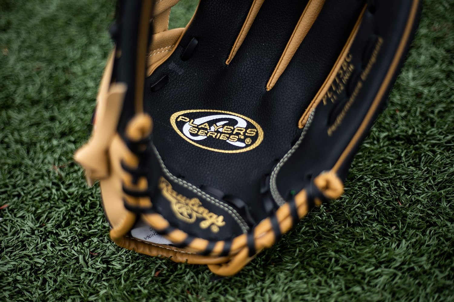 Rawlings | PLAYERS Series T-Ball & Youth Baseball Glove | Right Hand Throw | 11.5" | Camel/Black