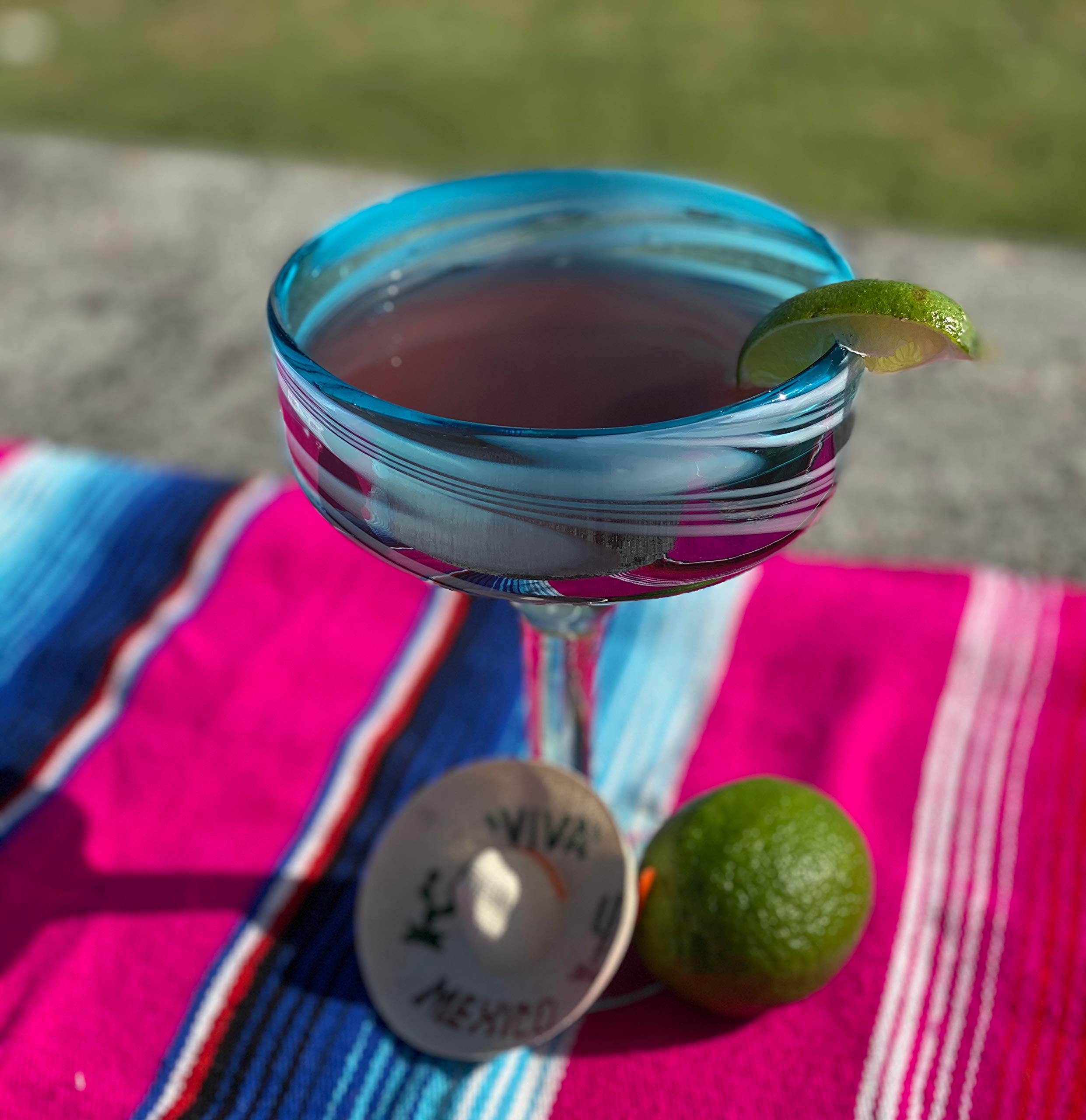 Dos Sueños Mexican Hand Blown Glass – Set of 4 Hand Blown Margarita Glasses Aqua Swirl (16 oz)