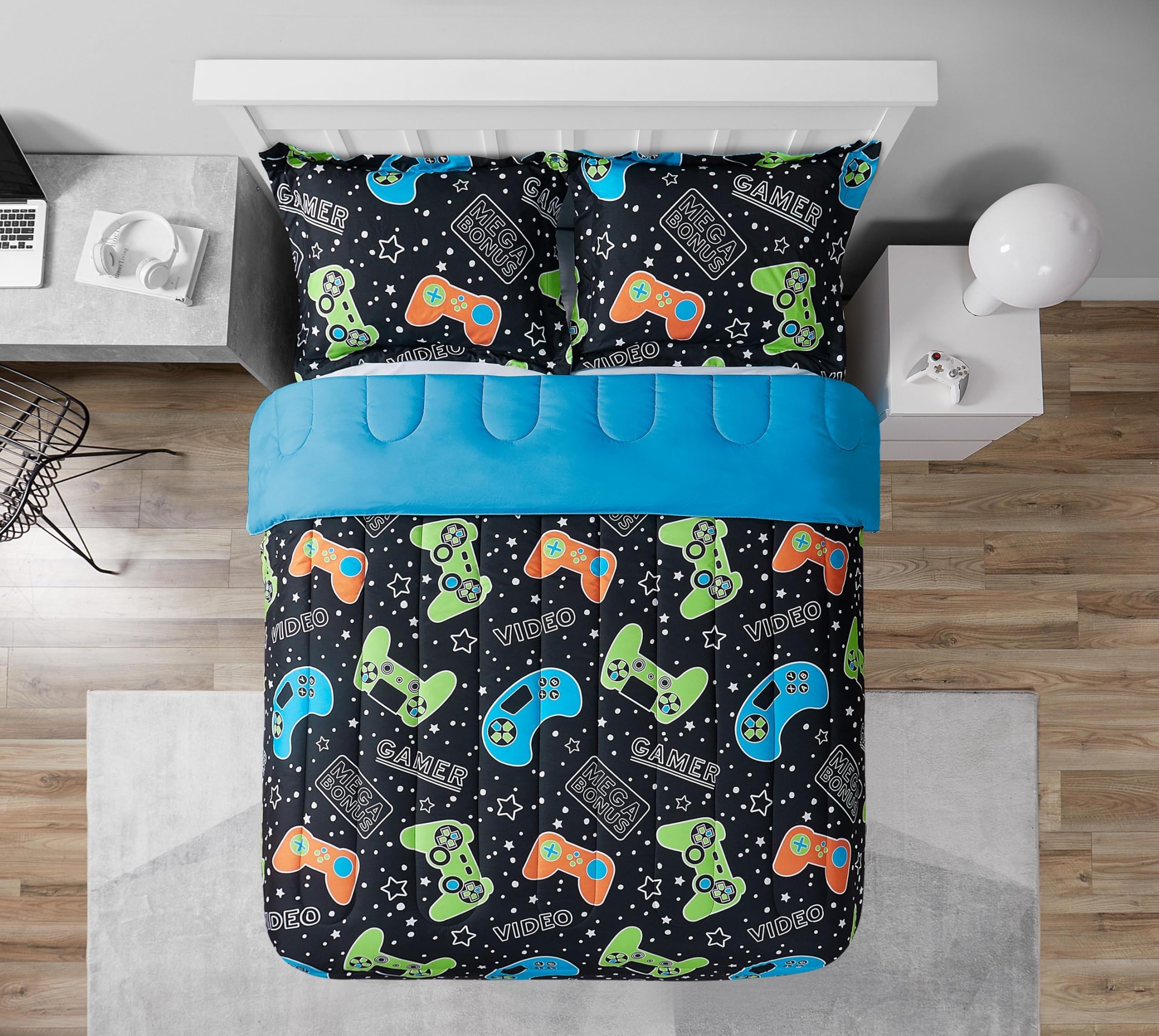 Home Resort Video Gamer Set Black 3-Piece Ultra Soft Microfiber Comforter Set - Full