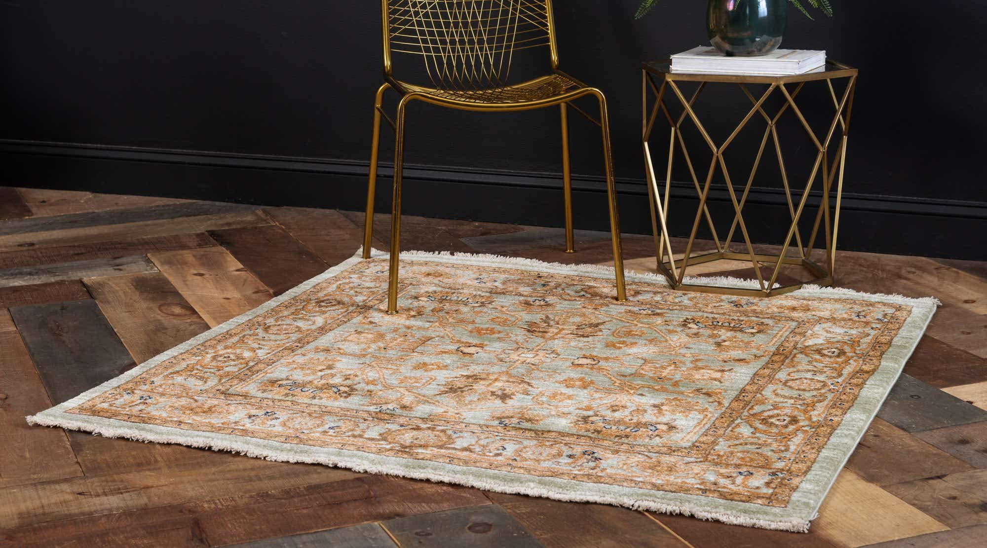 Unique Loom Dorchester Collection Botanical, Border, Traditional Area Rug (4' 5 x 4' 5 Square, Light Green/ Tan)