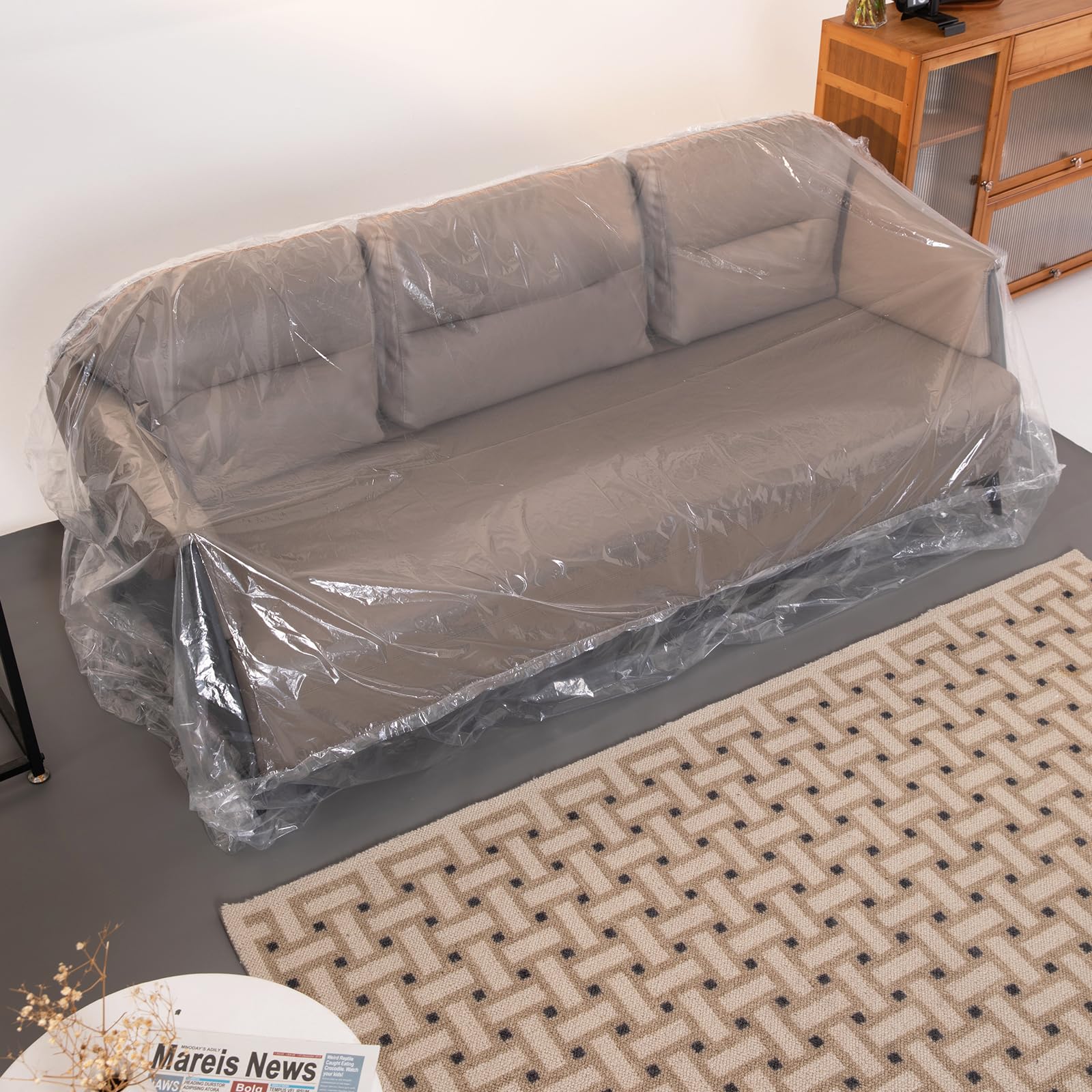 HERSENT 96 x 42 x 62 Inch Plastic Furniture Covers for Moving, Couch Cover for Sofa, Thick Clear Sofa Moving Cover, Waterproof Moving and Storage Bag
