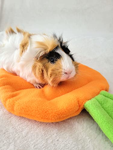 Guinea Pig Bed Mat Washable Pee Pad, Fleece Bedding for Rodent, Reusable Carrot Cage Liner for Rabbit, Hedgehog, Rat, Hamster or Small Animal