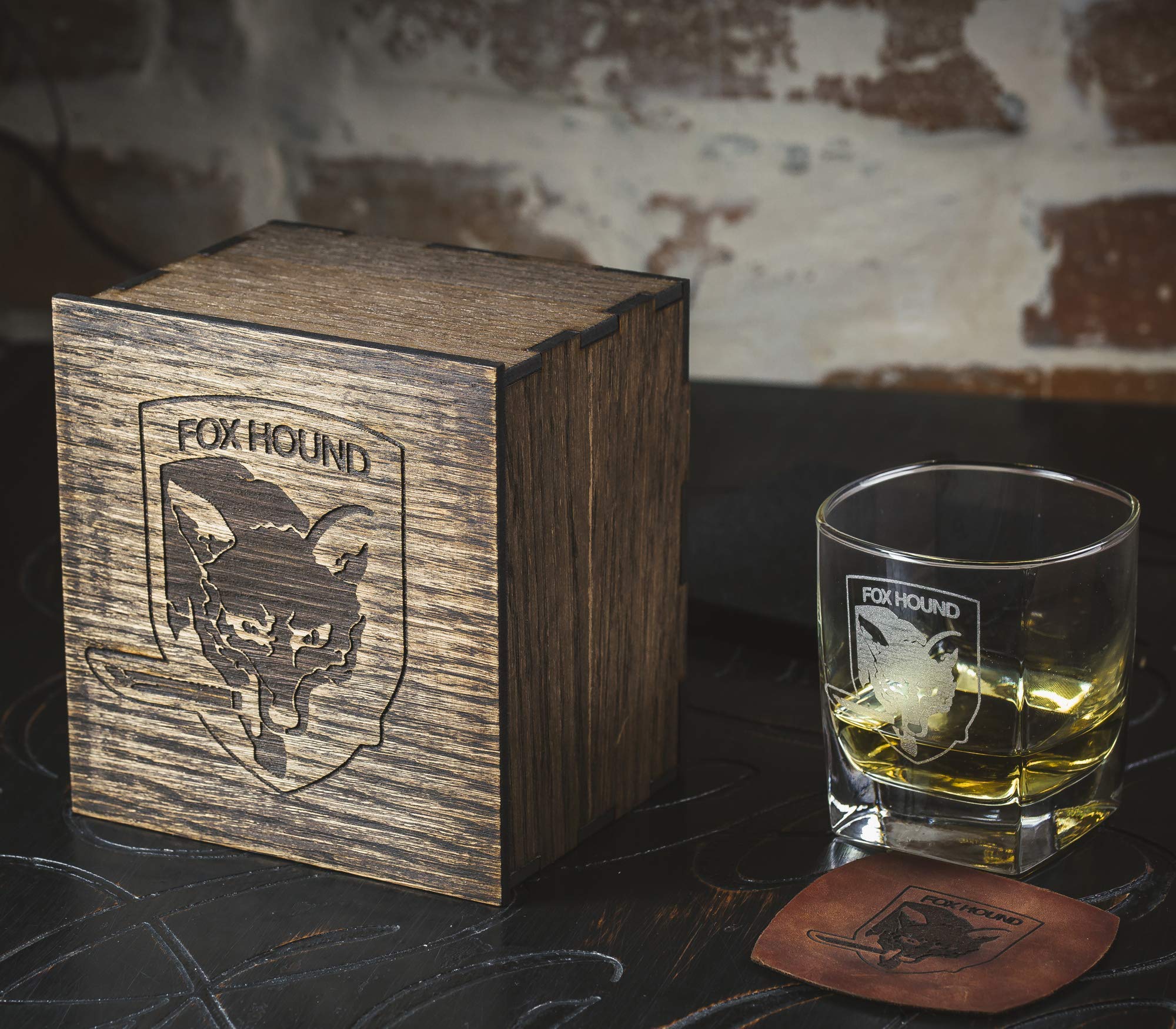 Handcrafted Whiskey Gift Set with Custom Glass, Engraved Wood Box, and Leather Coaster - Stylish Gifts for Game Fan - Unique Present for Him (Fox Hound)