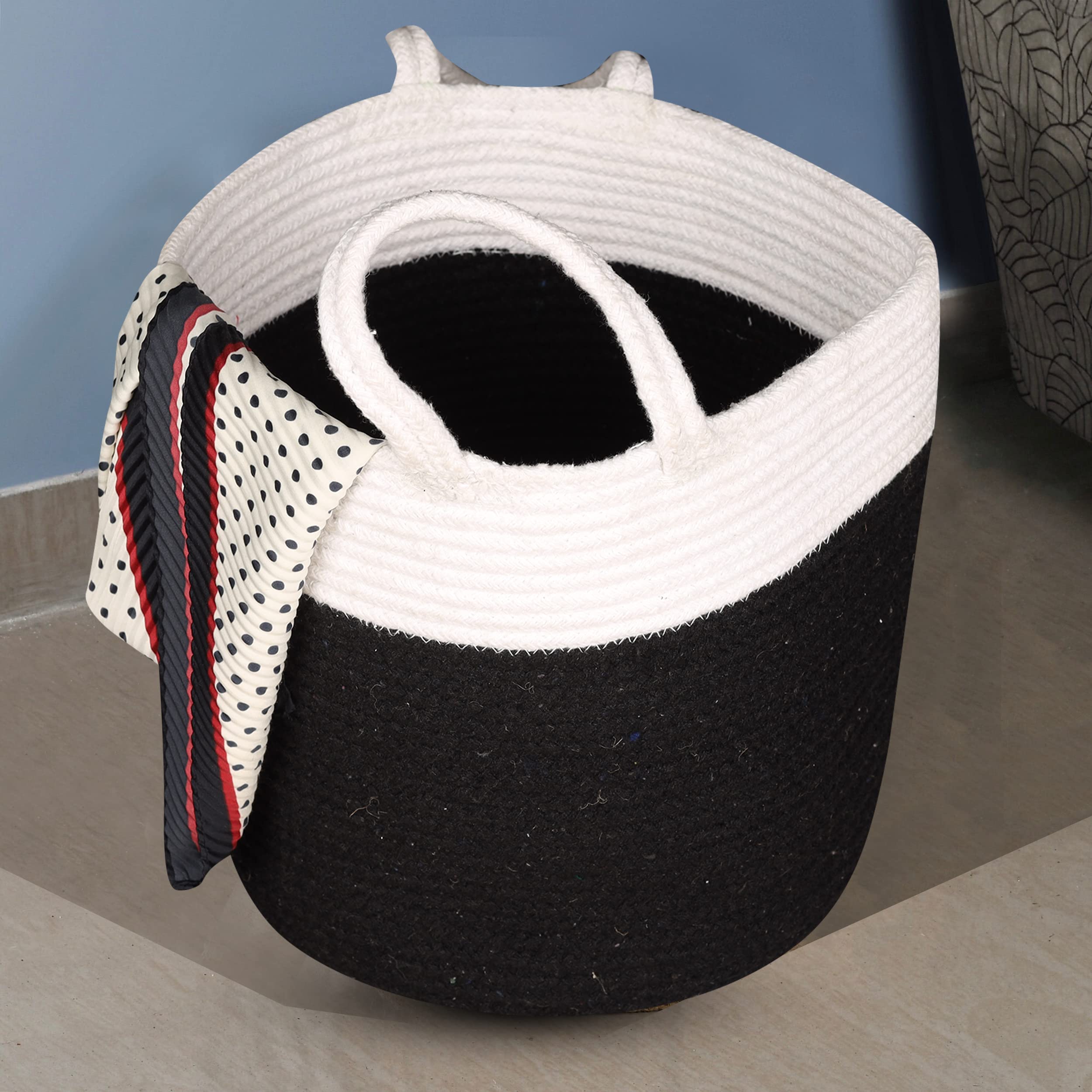 Handwoven Round Rope Basket with Handle made from Recycled Cotton, 11.81 x 11.81 x 11.81 inches Round Storage Baskets for Towel, Toys, Diaper, Foldable Laundry Basket, Black White