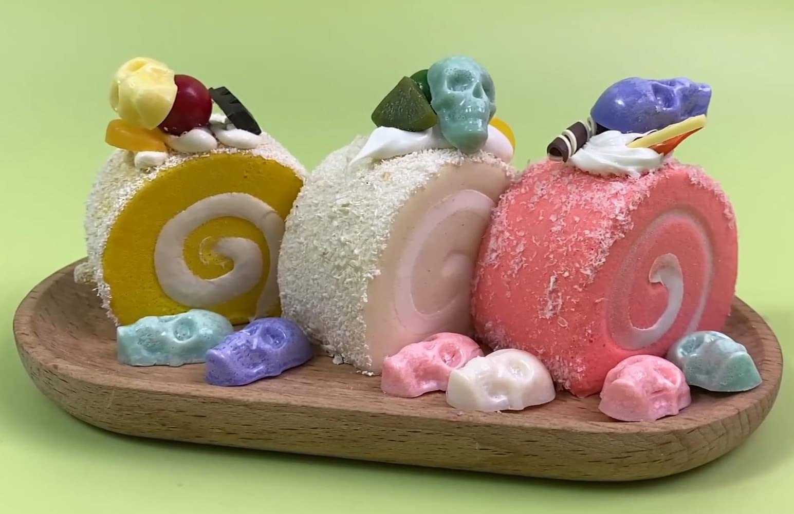 Gummy Skull Candy Molds,3-Pack 40 Cavity Silicone Skull Molds with 2 Droppers for Gummy,Candy,Jelly,Chocolate,Wax Melt,Dog Treats,Ice Cube