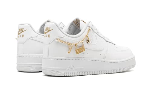 Nike Women's Air Force 1 '07 Lucky Charms SZ, White, 8
