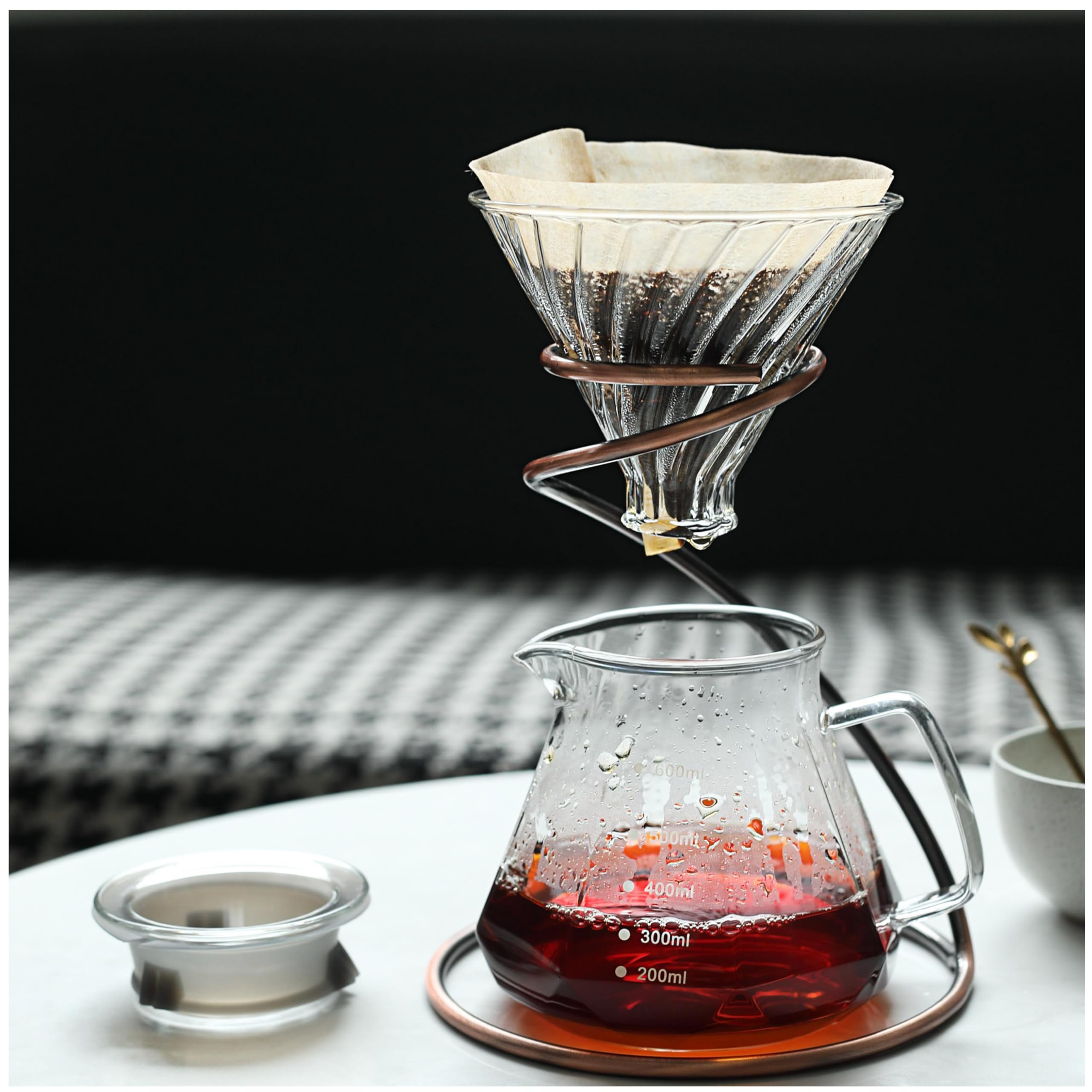 HYAXGM Pour Over Coffee Maker Set,20oz/600ml Pour Over Coffee Dripper & Glass Lid,Metal Dripper Stand and 100 Count Paper Coffee Filters,4 in 1 Set for Home or Office
