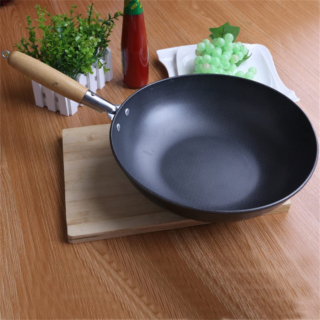 DHTDVD Frying Pan High-end Home Non-Stick 30cm Wooden Handle Traditional Wok Super Cost-Effective Scrambled Eggs