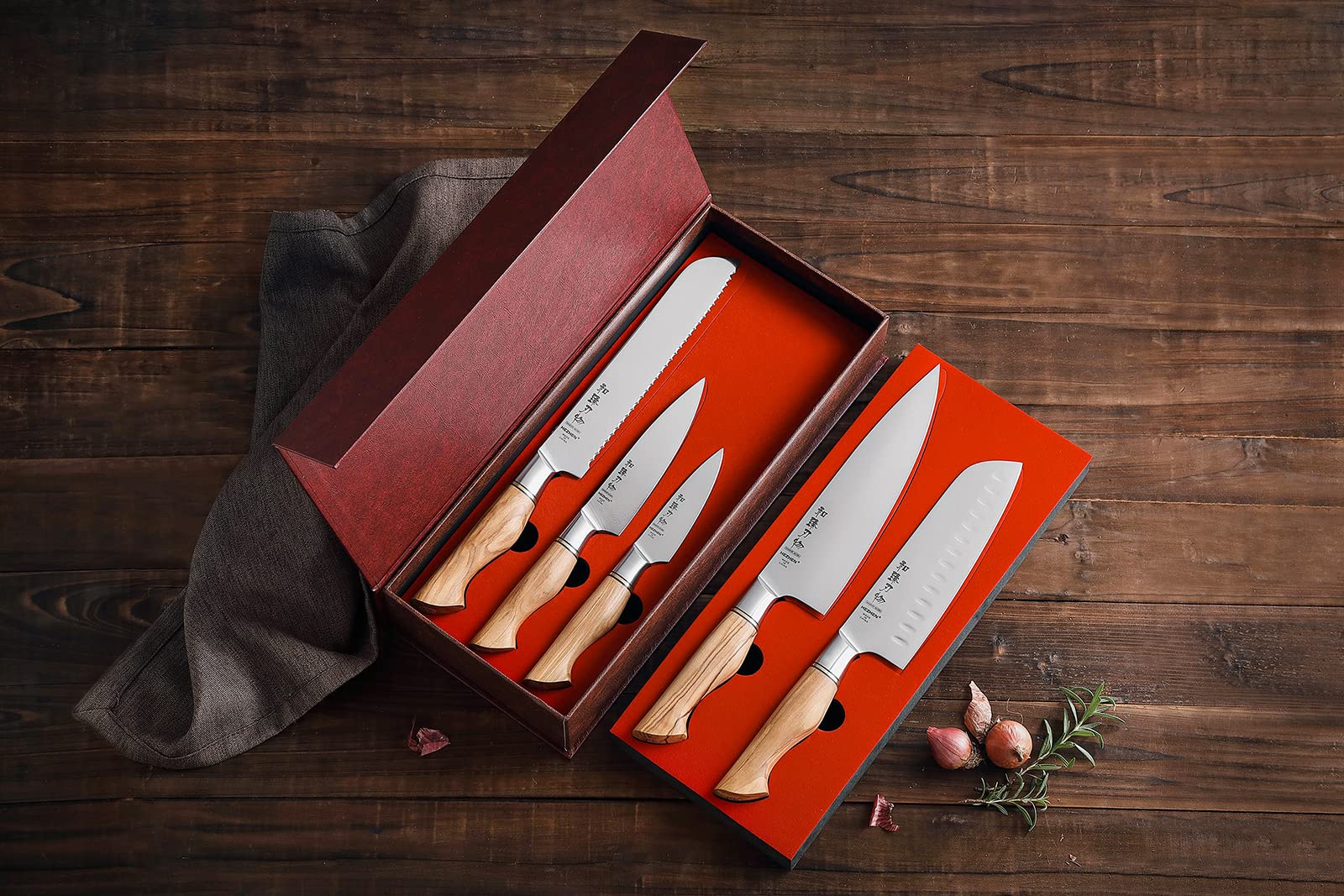 HEZHEN Sweden Sandvik stainless steel knife set Chef Santoku bread vacuum heat treatment 14C28N hand forged kitchen knives cooking tools