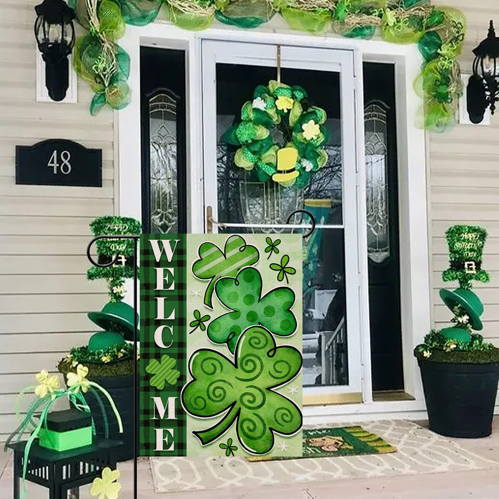 Furiaz Welcome St. Patrick's Day Small Decorative Garden Flag, Shamrock Clover Lucky Yard Outside Decorations, Irish Farmhouse Luck Burlap Outdoor Home Decor Double Sided 12 x 18