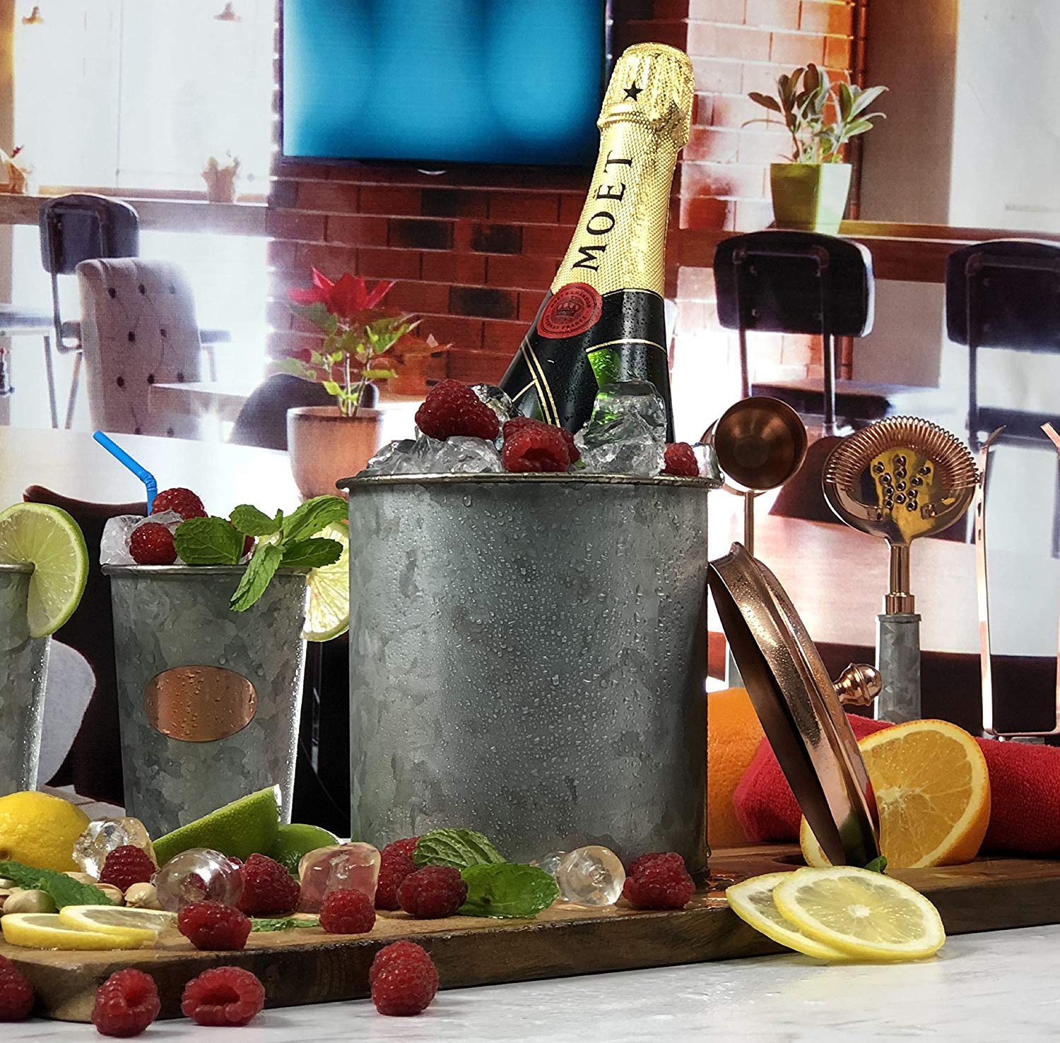 Galrose Galvanized Iron Insulated Ice Bucket β Rose Gold Lid, 2 Liter Stainless Steel Double Wall 5.5" x 6β Rustic Wine Chiller or Champagne Bucket. Unique 6th Iron Anniversary or Birthday Gift
