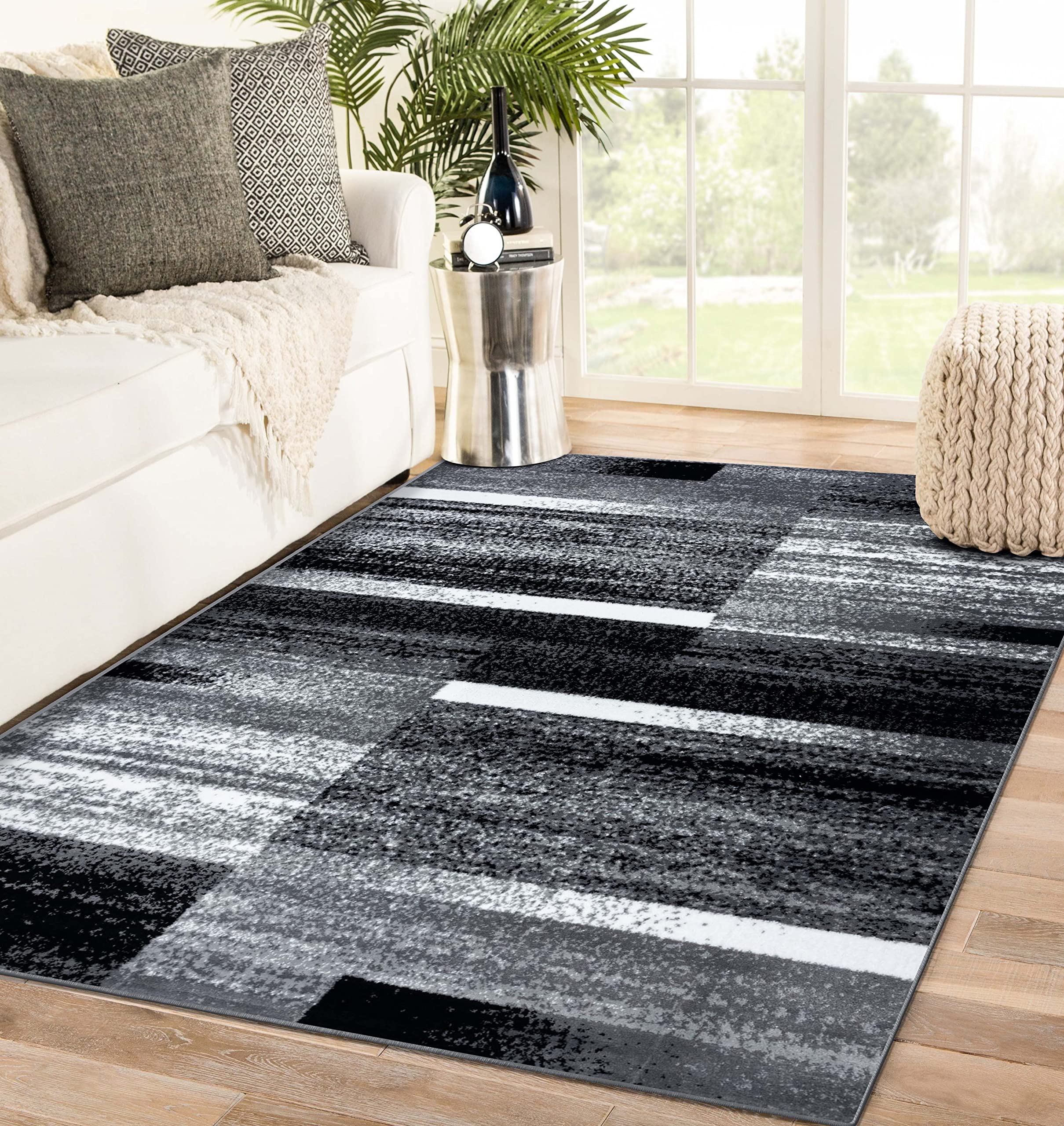 LUXE WEAVERS Lagos Collection 9248 Red 5x7 Art Deco Geometric Area Rug