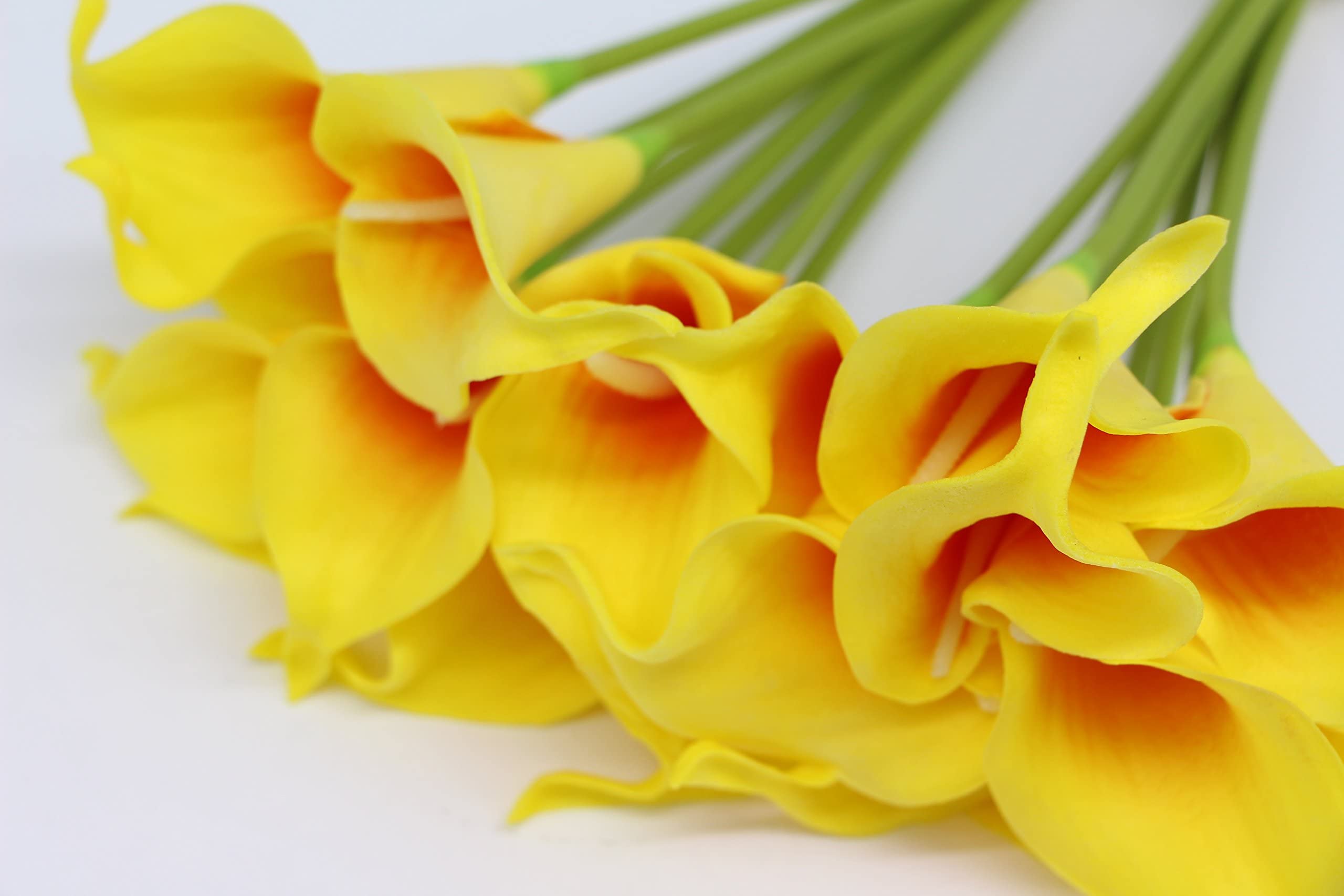 SHSYCER 18pcs Artificial Calla Lily Silk Flowers Home Garden Hotel Party Event Christmas Wedding Gift Decoration Artificial Flowers Calla Lily,Red in Yellow