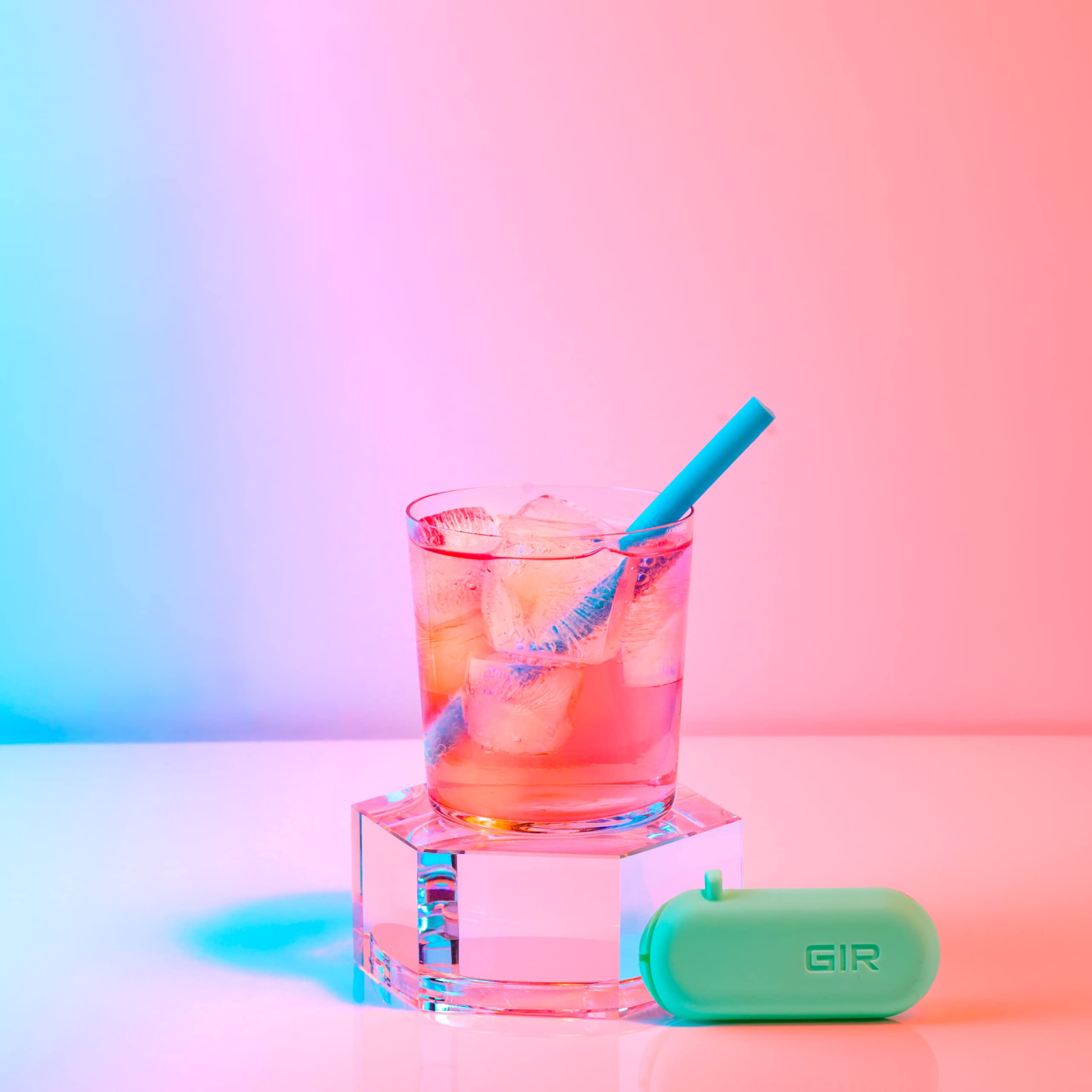 GIR: Get It Right Reusable Glow in the Dark Silicone Straws for Kids with Travel Case and Cleaning Wand, Eco-Friendly Drinking Straws for Hot and Cold Beverages, Rainbow, 10-Pack