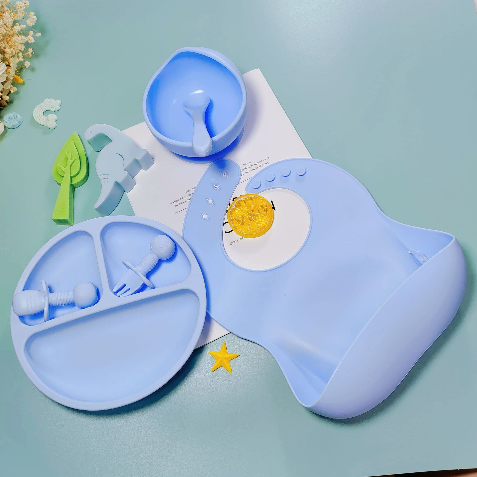 Silicone Baby Plate Feeding Bowl Set 6 Pack Feeding Supplies For Toddler Utensils Silicone Feeding Set With Bib, Spoons, Bowl, Baby Plate Dishwasher-safe Feeding Kit (set-red)