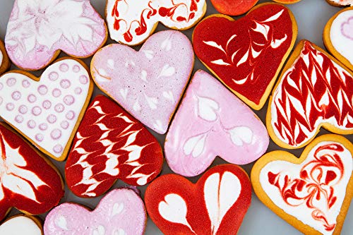 Fox Run Heart Shaped Cookie Cutters, 5-Piece Set with Storage Tin Included, Stainless Steel