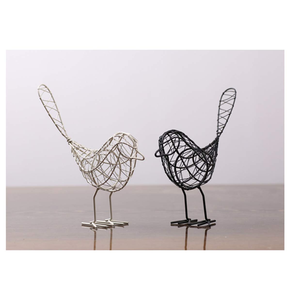 Yardwe Metal Iron Wire Bird Figurines Creative Animal Collectible Statue Sculpture Desktop Ornament for Home Office Garden Decoration (Black)