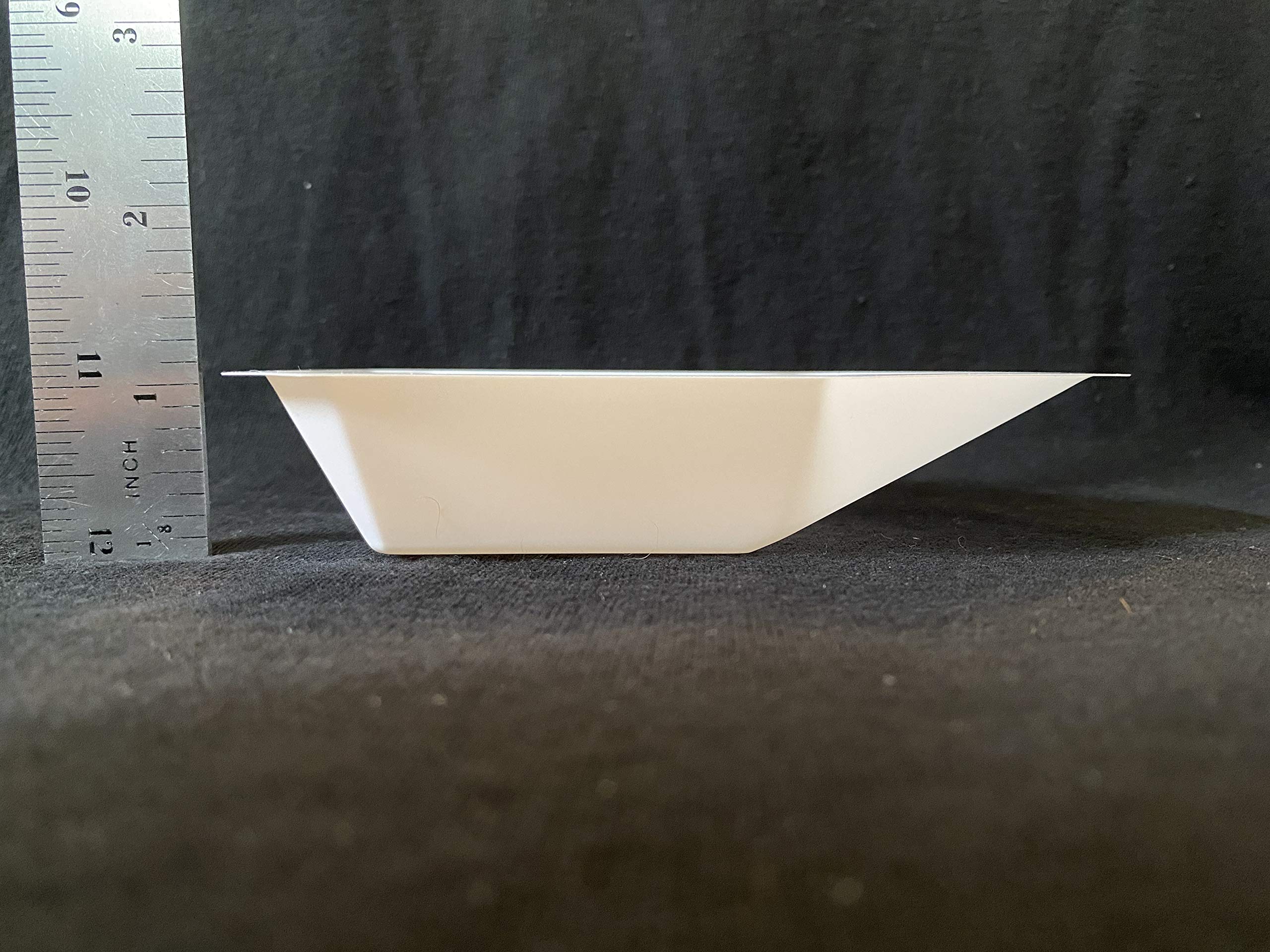 Pour Boats, W-P83-WH-50, 83mm, Medium White, Pack of 50