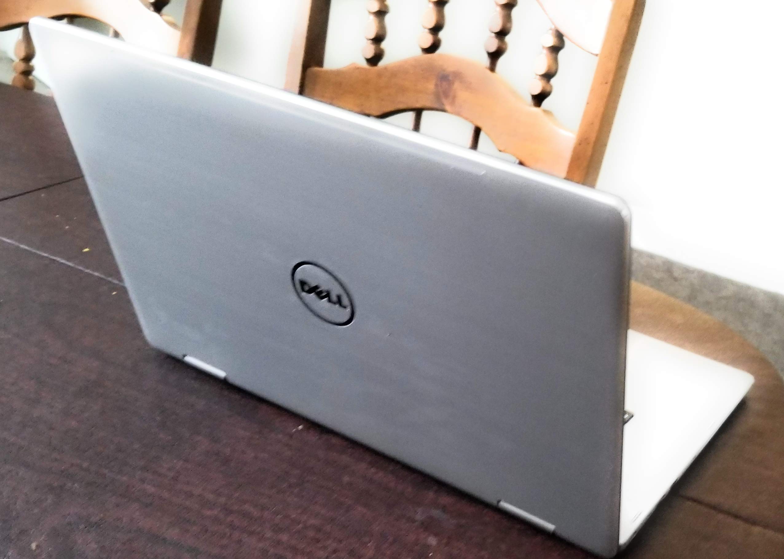 Dell Inspiron 15 7000 2-in-1 I7579-0028GRY - 15.6" FHD Touch - 7th Gen i5-7200U - 8GB - 256GB SSD - Gray