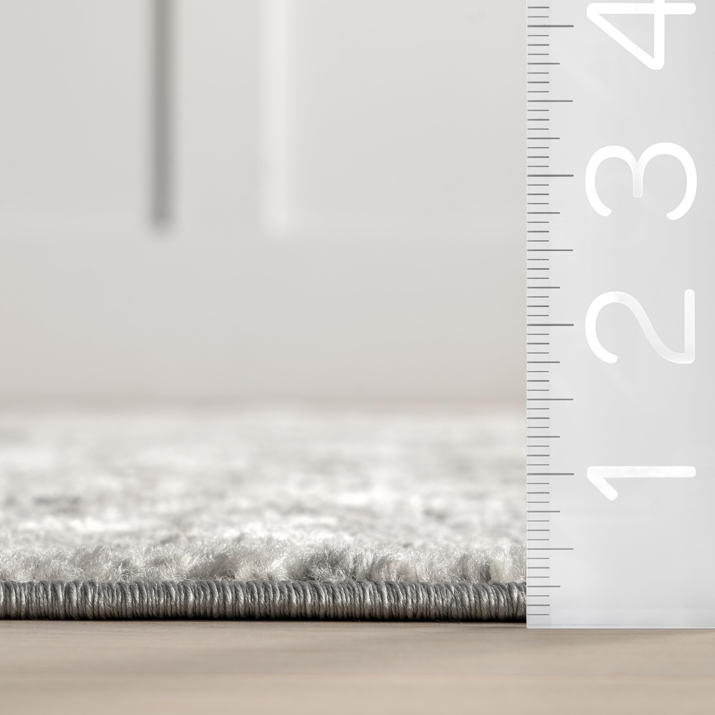 nuLOOM Deedra Modern Abstract Area Rug - 8 Square Area Rug Modern/Contemporary Grey/Ivory Rugs for Living Room Bedroom Dining Room Kitchen