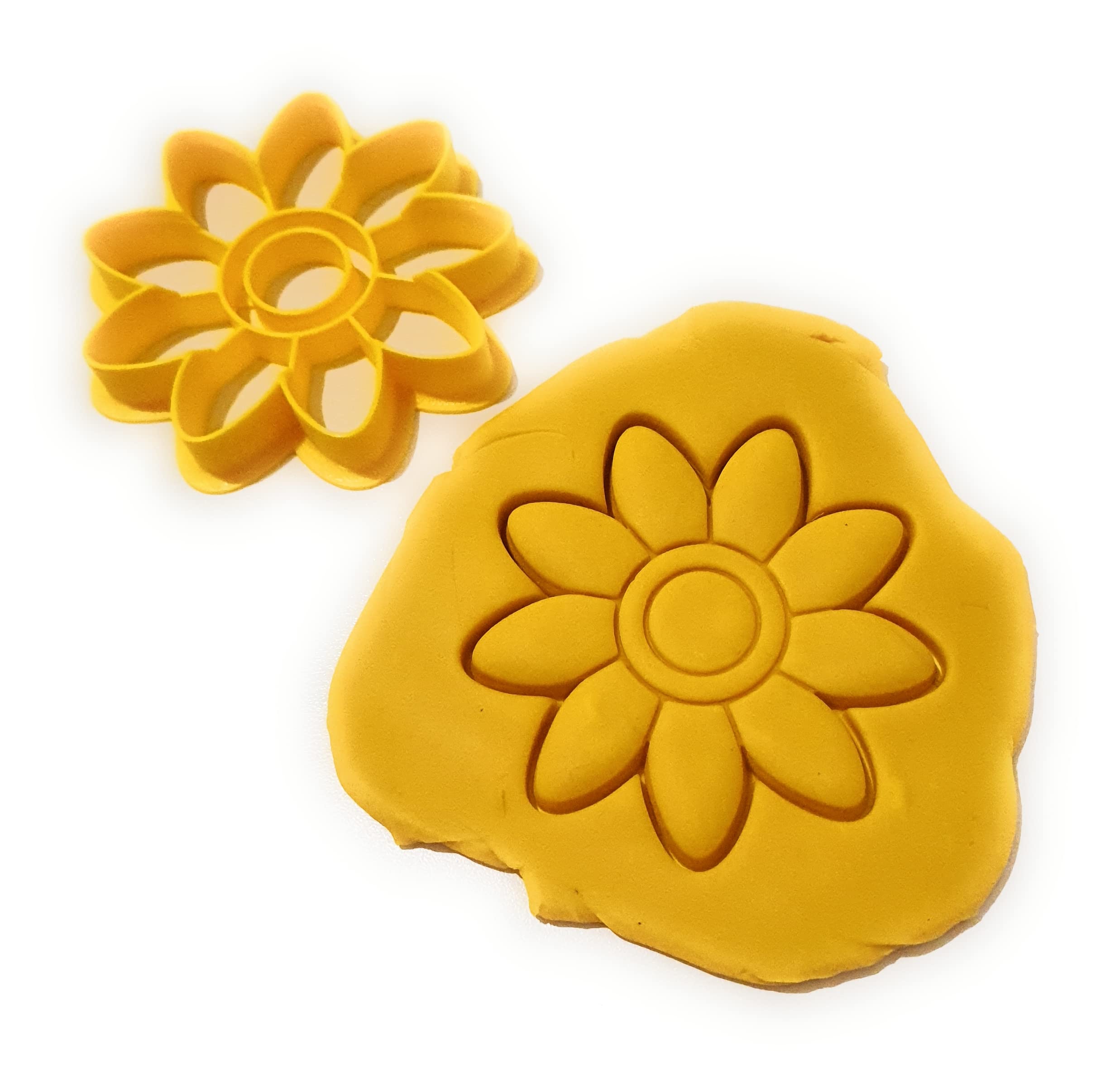 Genérico T3D Cookie Cutters Daisy Flower Cookie Cutter, Suitable for Cakes Biscuit and Fondant Cookie Mold for Homemade Treats, 3.50 inches x 3.50 inches x 0.55 inches