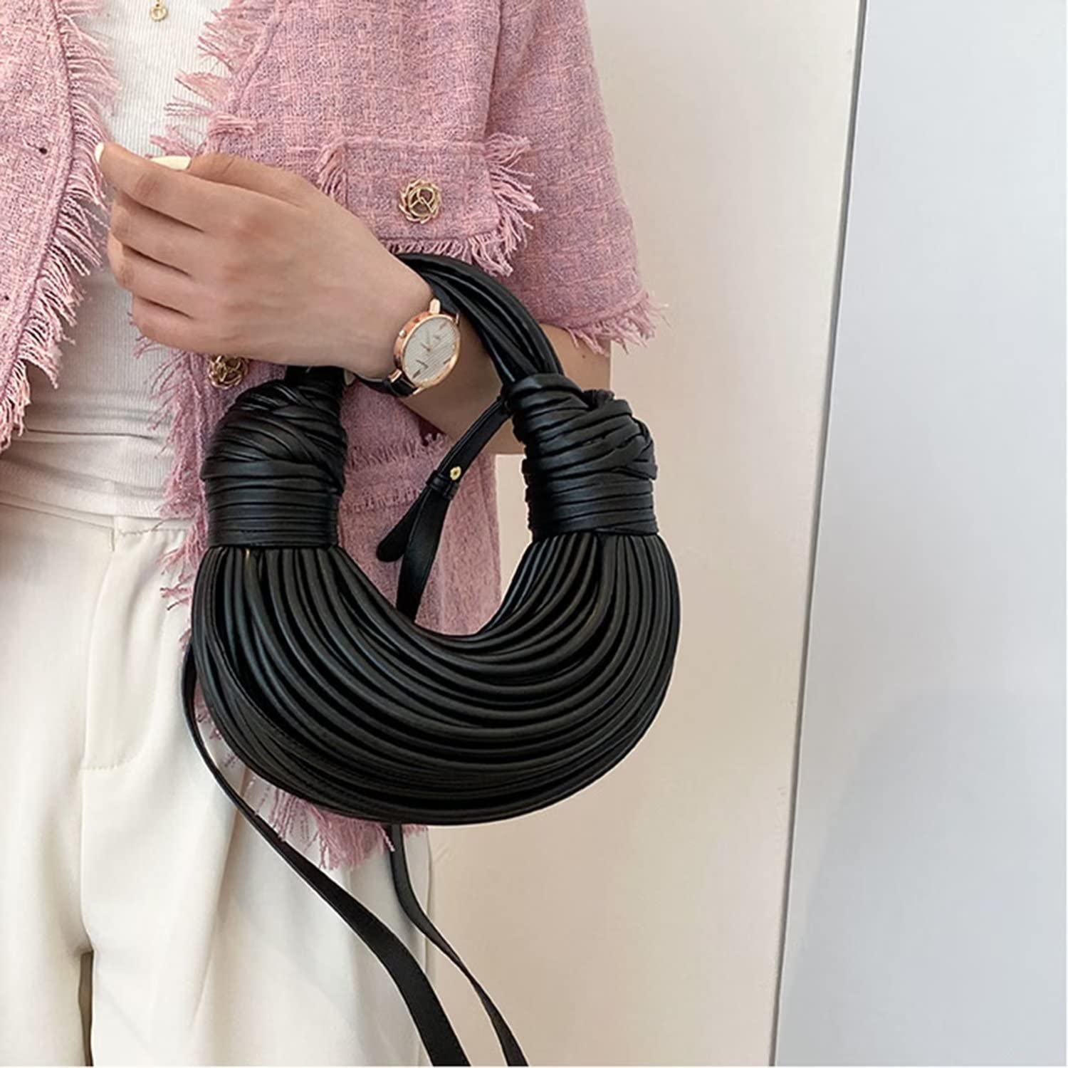 Hand-Woven Bread Women's Fashion Messenger Bag Creative Noodle Shoulder Underarm Bag Handbag Fringed Bag, Black